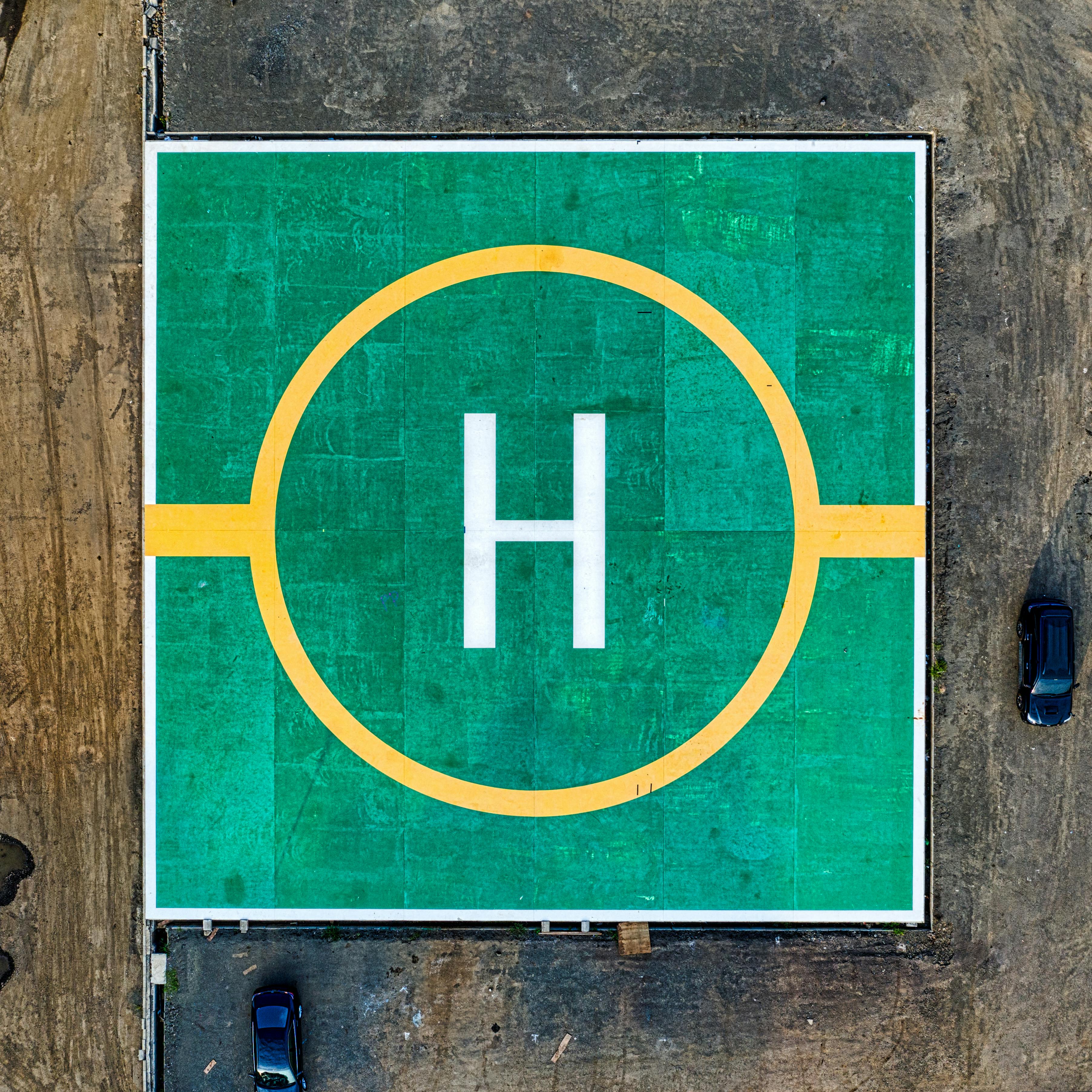 Top View Photo of Helipad · Free Stock Photo