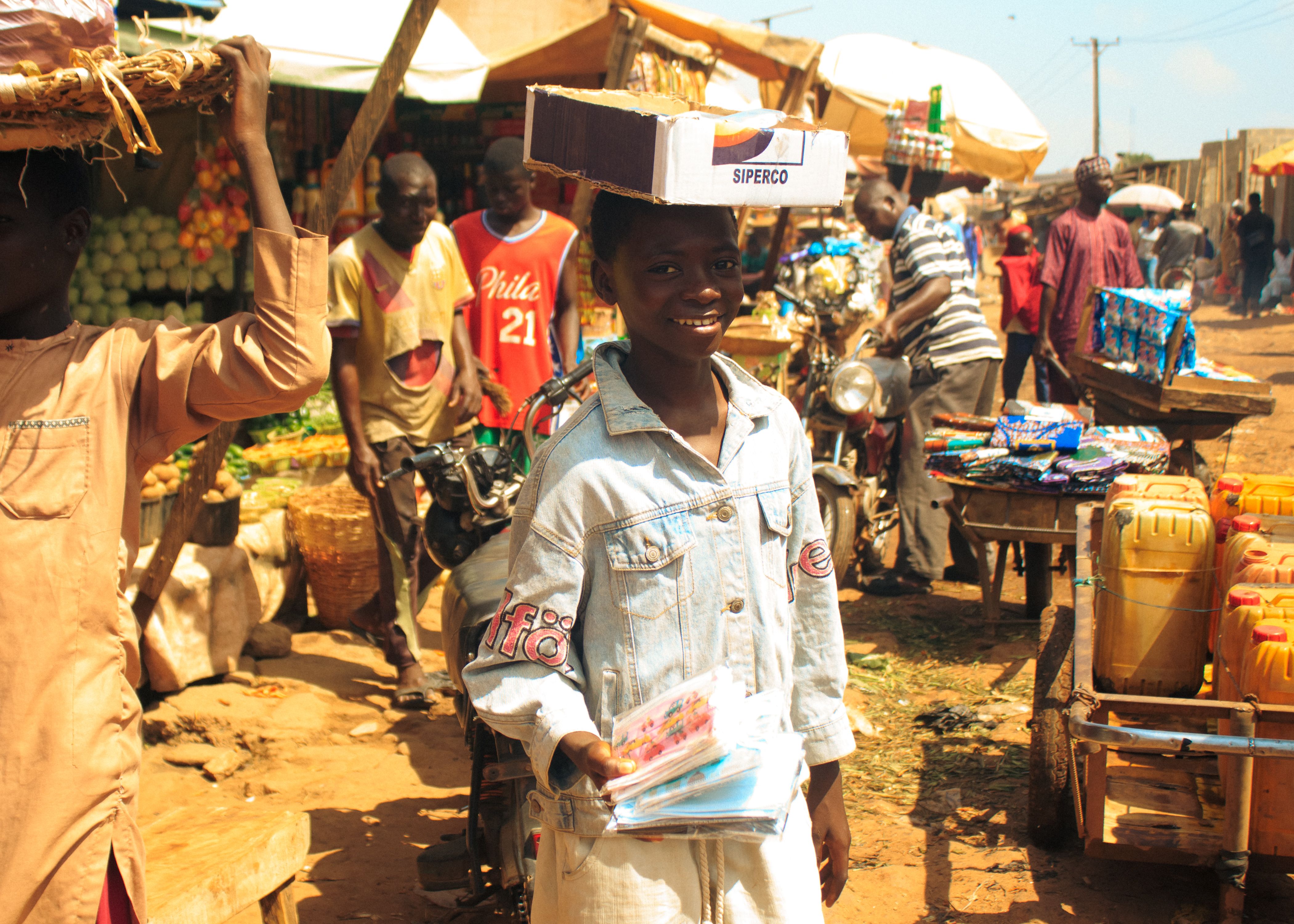 Vibrant African Street Market Scene · Free Stock Photo