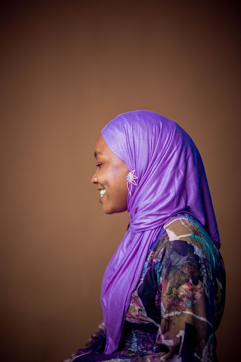 Hijab Profile Photos, Download The BEST Free Hijab Profile Stock Photos ...