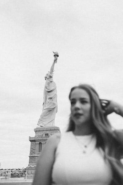 Statue Of Liberty Crying Photos, Download The BEST Free Statue Of ...