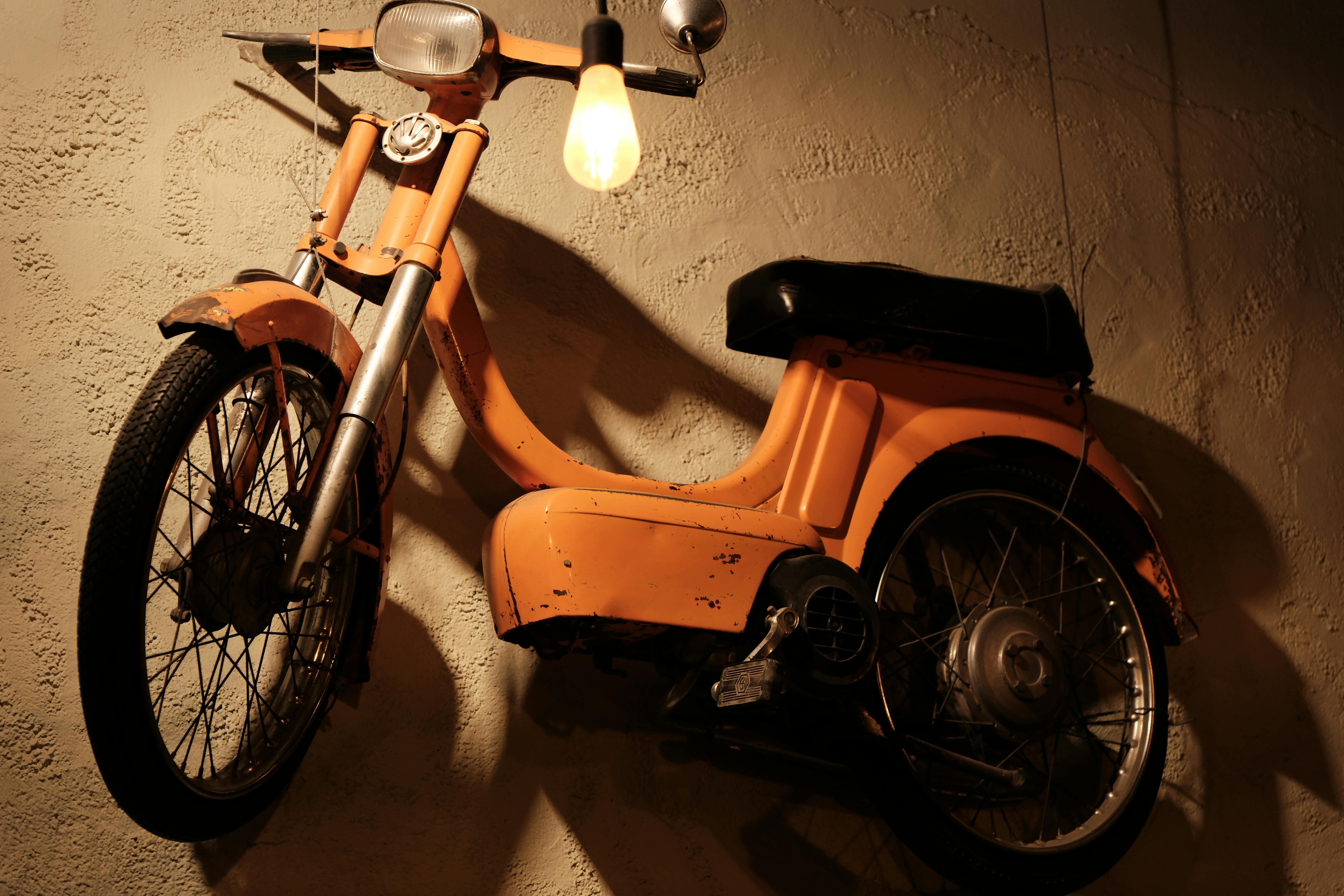 400+ Moped Bilder und Fotos · Kostenlos Downloaden · Pexels Stock-Fotos