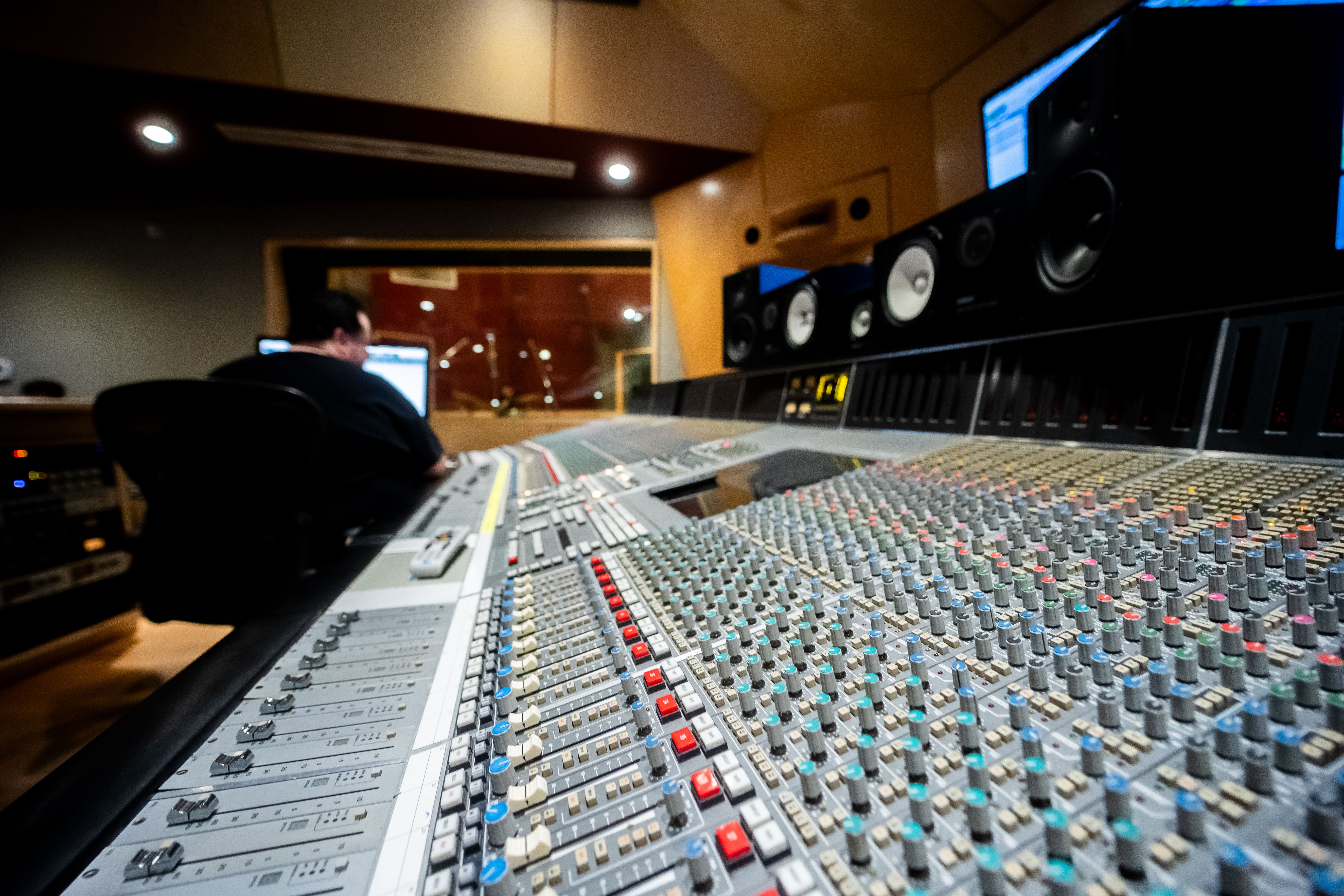 Professional Music Studio Mixing Console Close-Up · Free Stock Photo