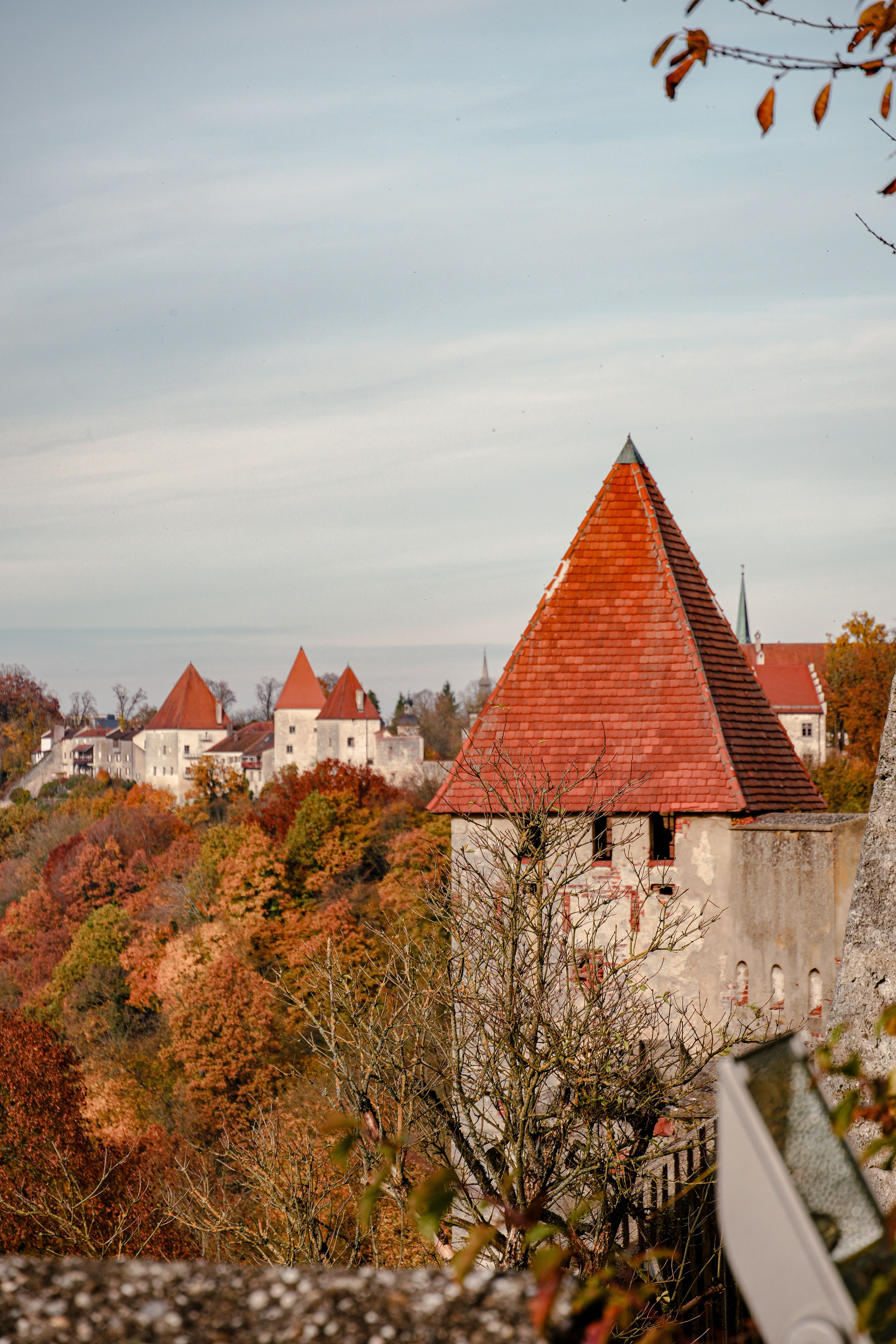 Scenic View of Medieval Castle in Autumn · Free Stock Photo