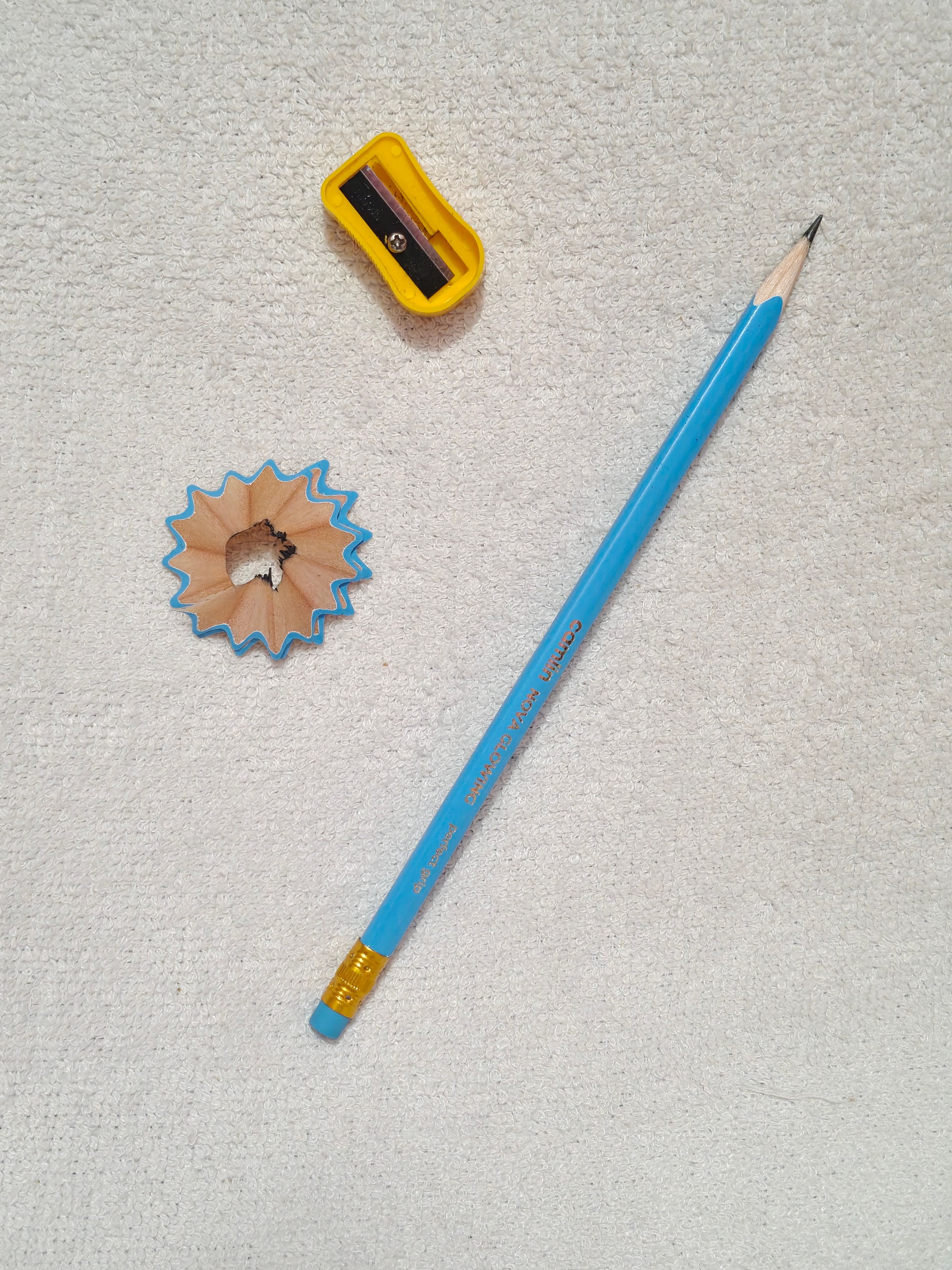 Pencil Cutter Photos, Download The BEST Free Pencil Cutter Stock Photos ...