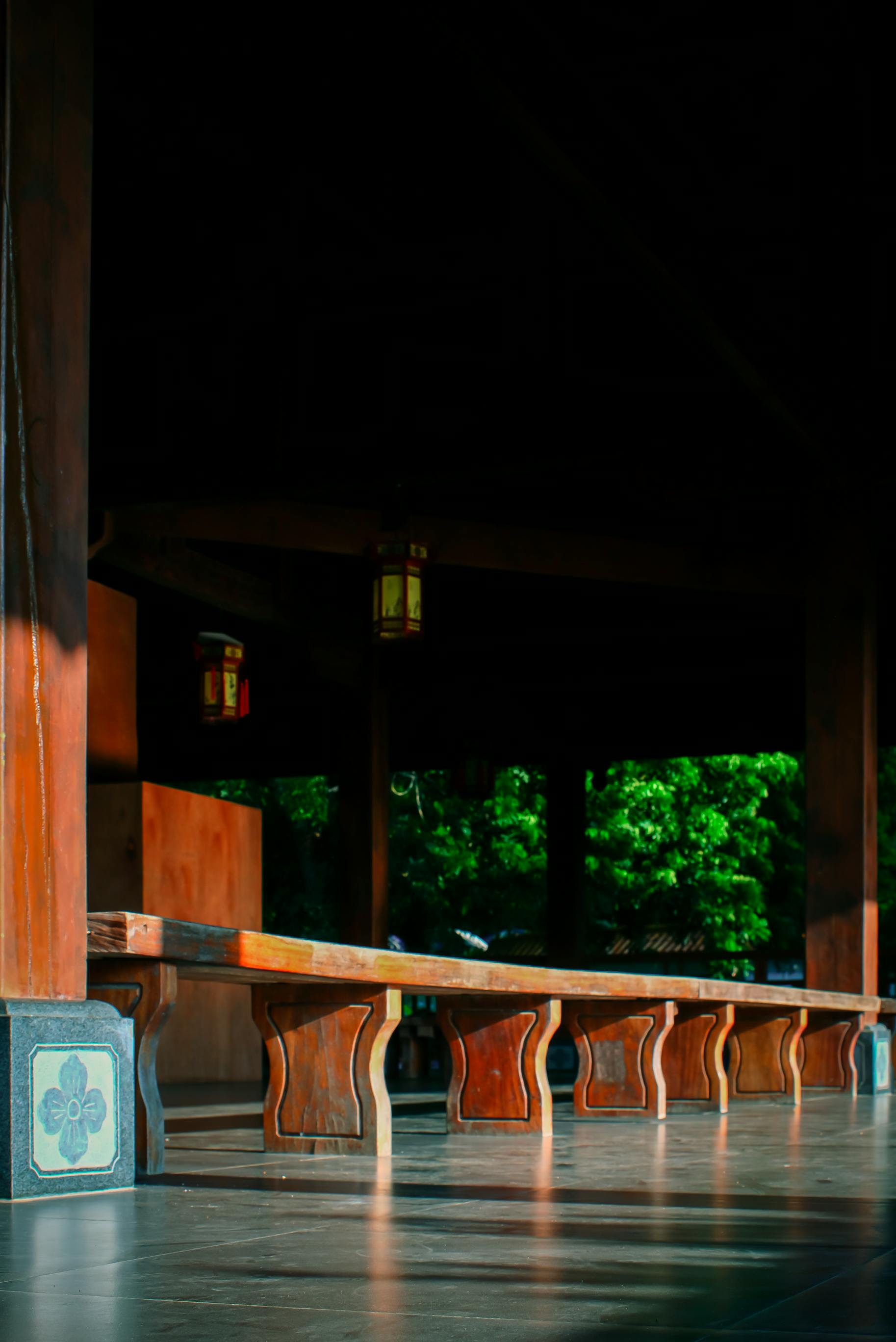 Traditional Wooden Veranda with Benches in Japan · Free Stock Photo