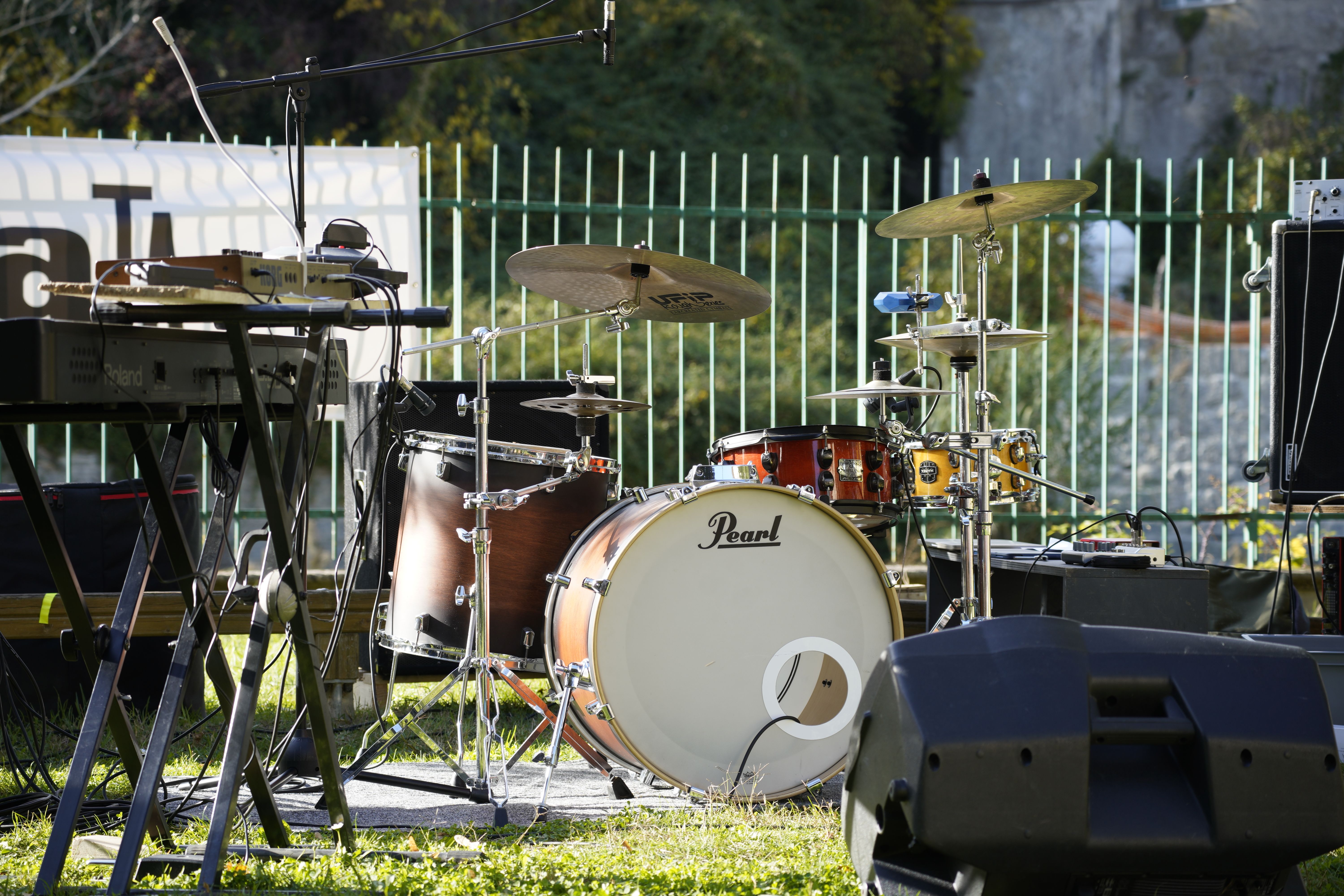 Outdoor Music Setup with Drums and Keyboard · Free Stock Photo