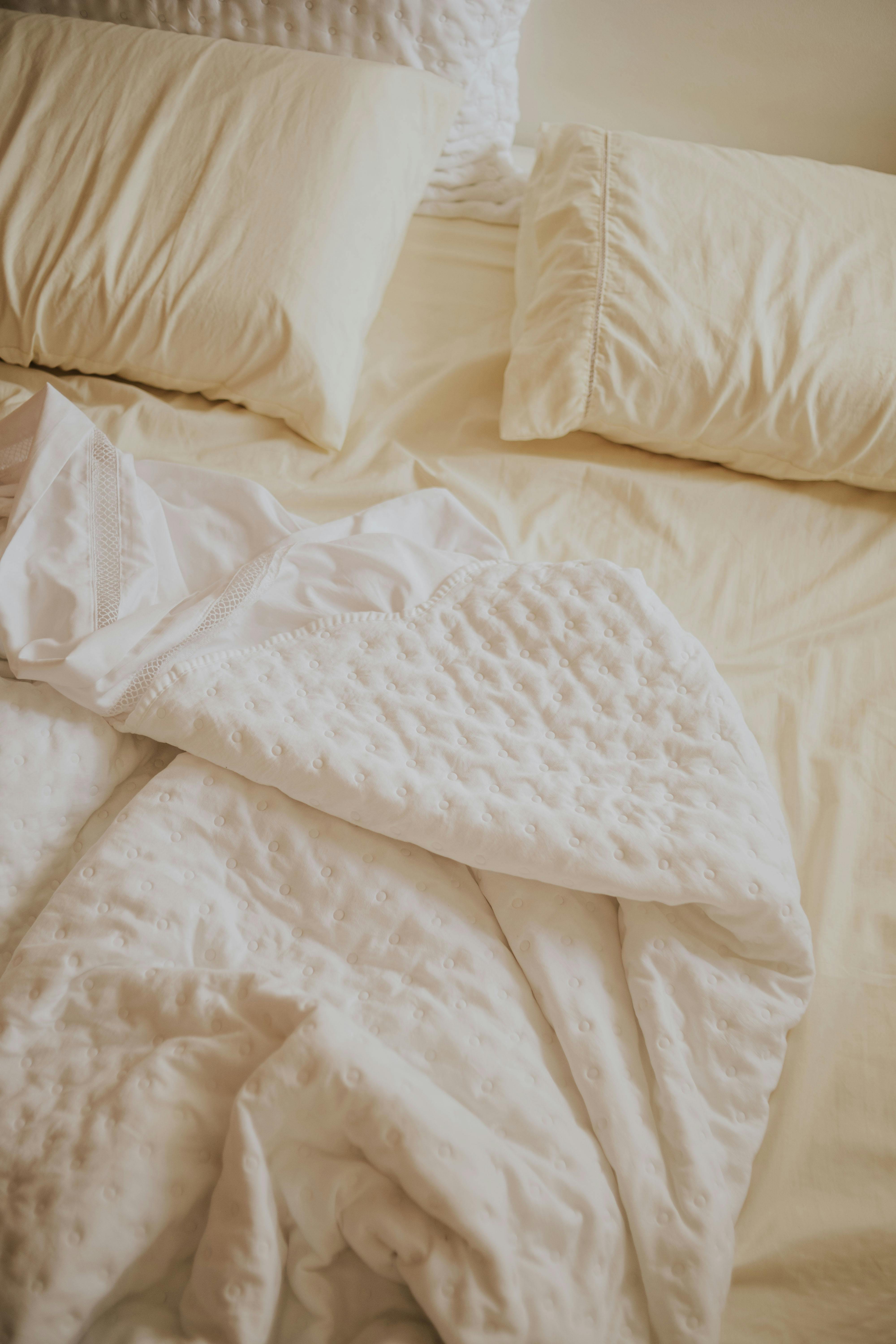 Bed Texture Photos, Download The BEST Free Bed Texture Stock Photos ...