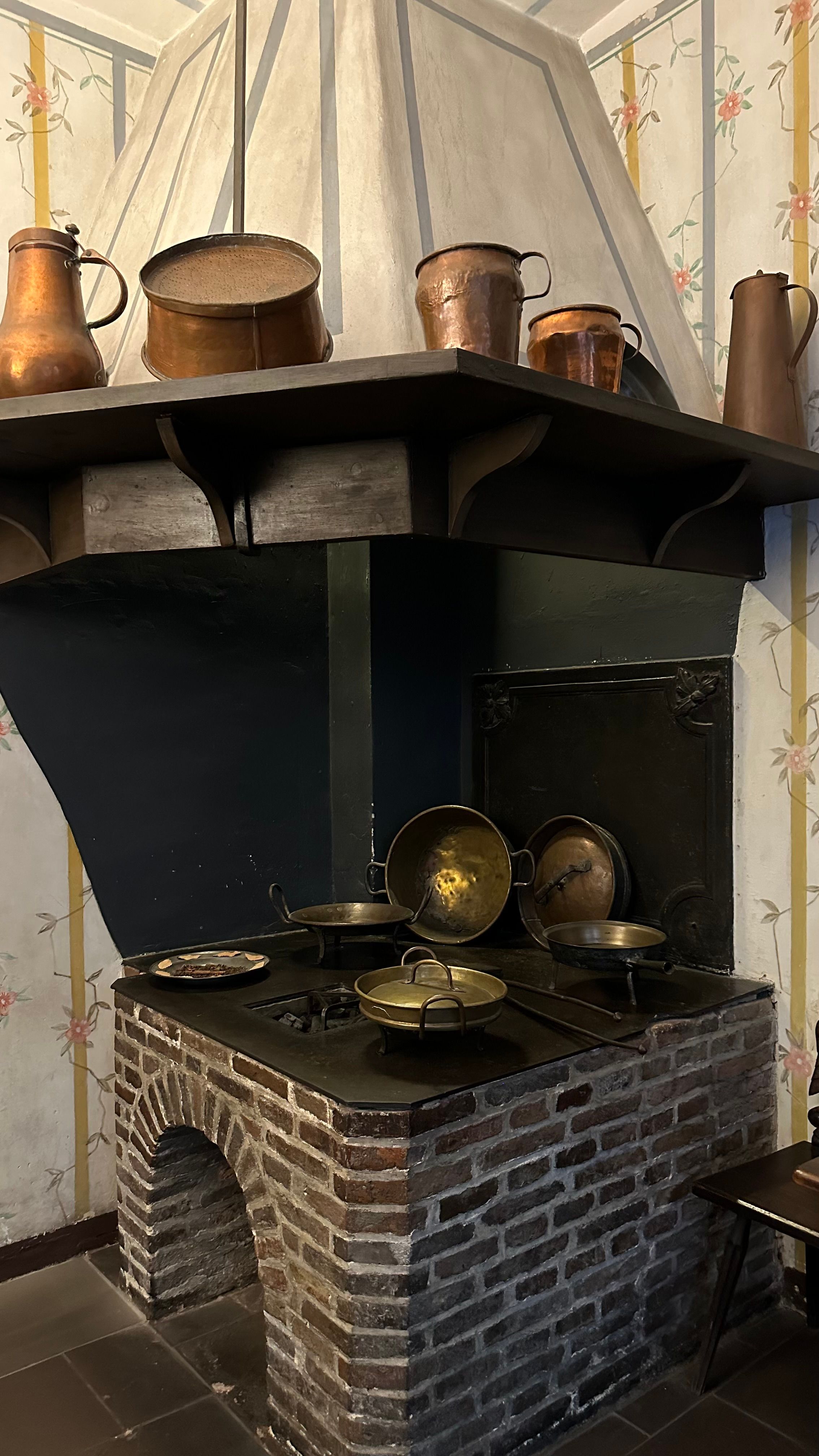 Vintage Brick Fireplace with Copper Cookware · Free Stock Photo