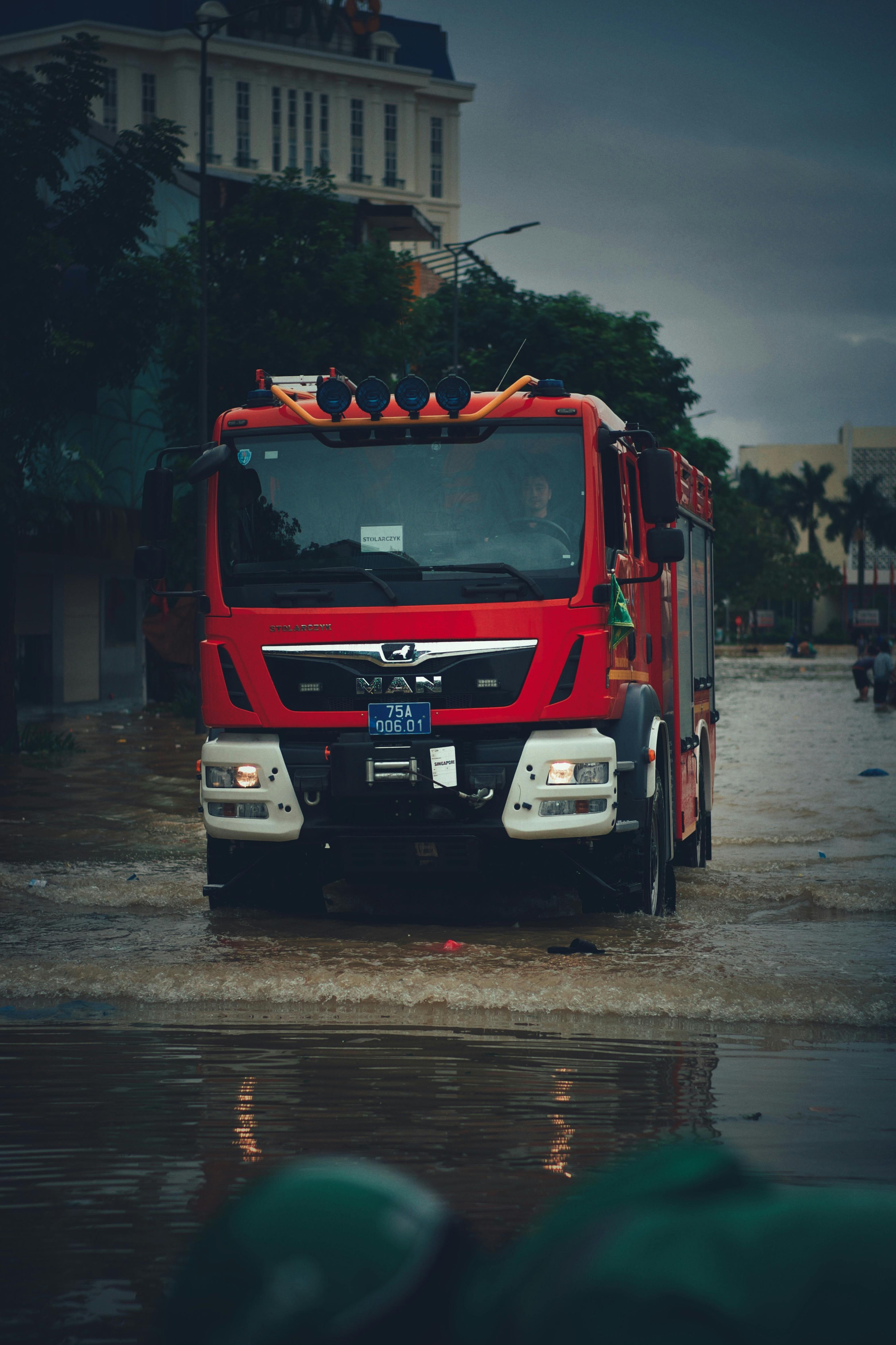 300.000+ Red-velvet-psycho-irene-drawing-in-mv-youtube Bilder und Fotos ...