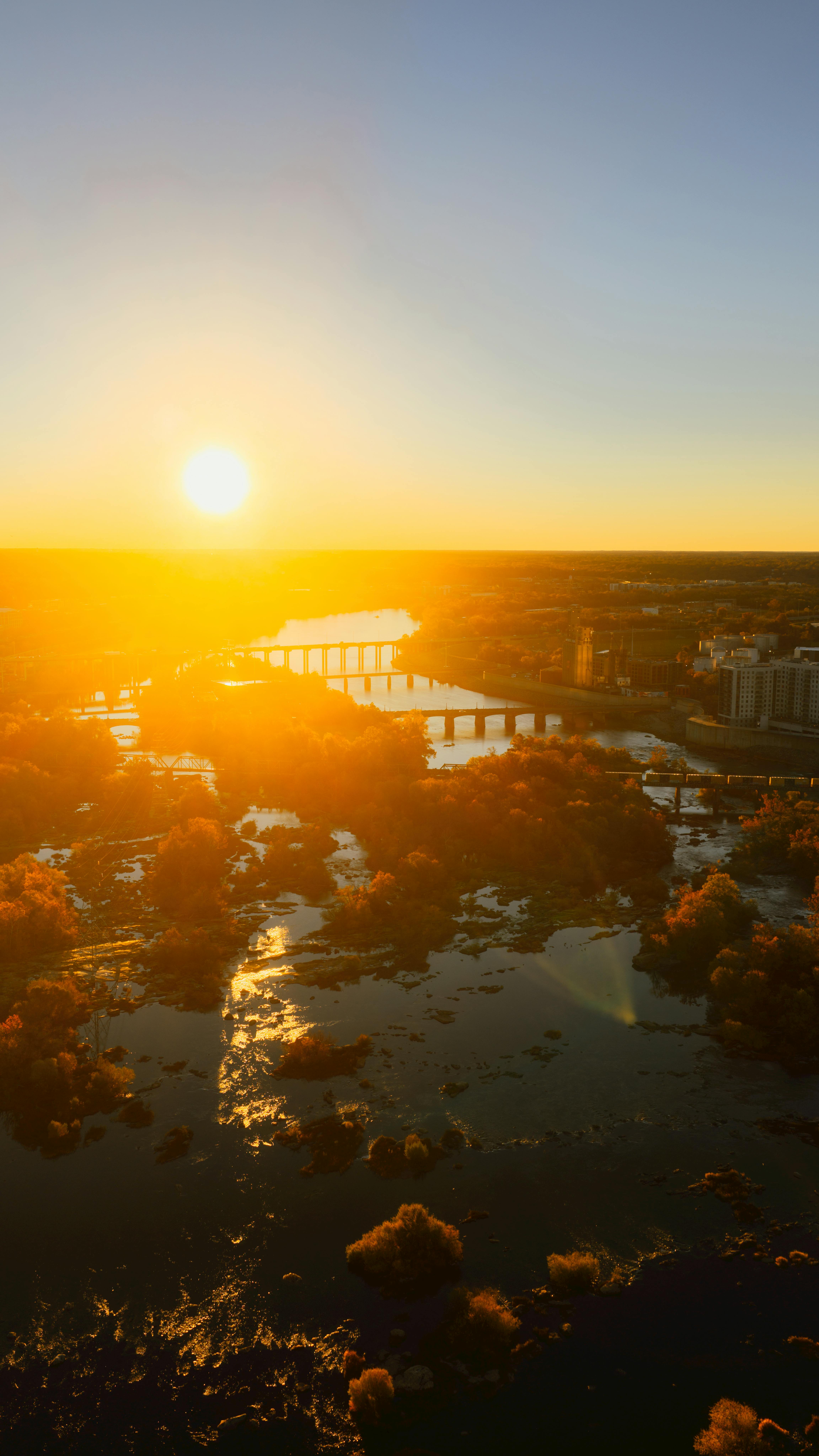 Golden Sunset Over Richmond James River Skyline · Free Stock Photo