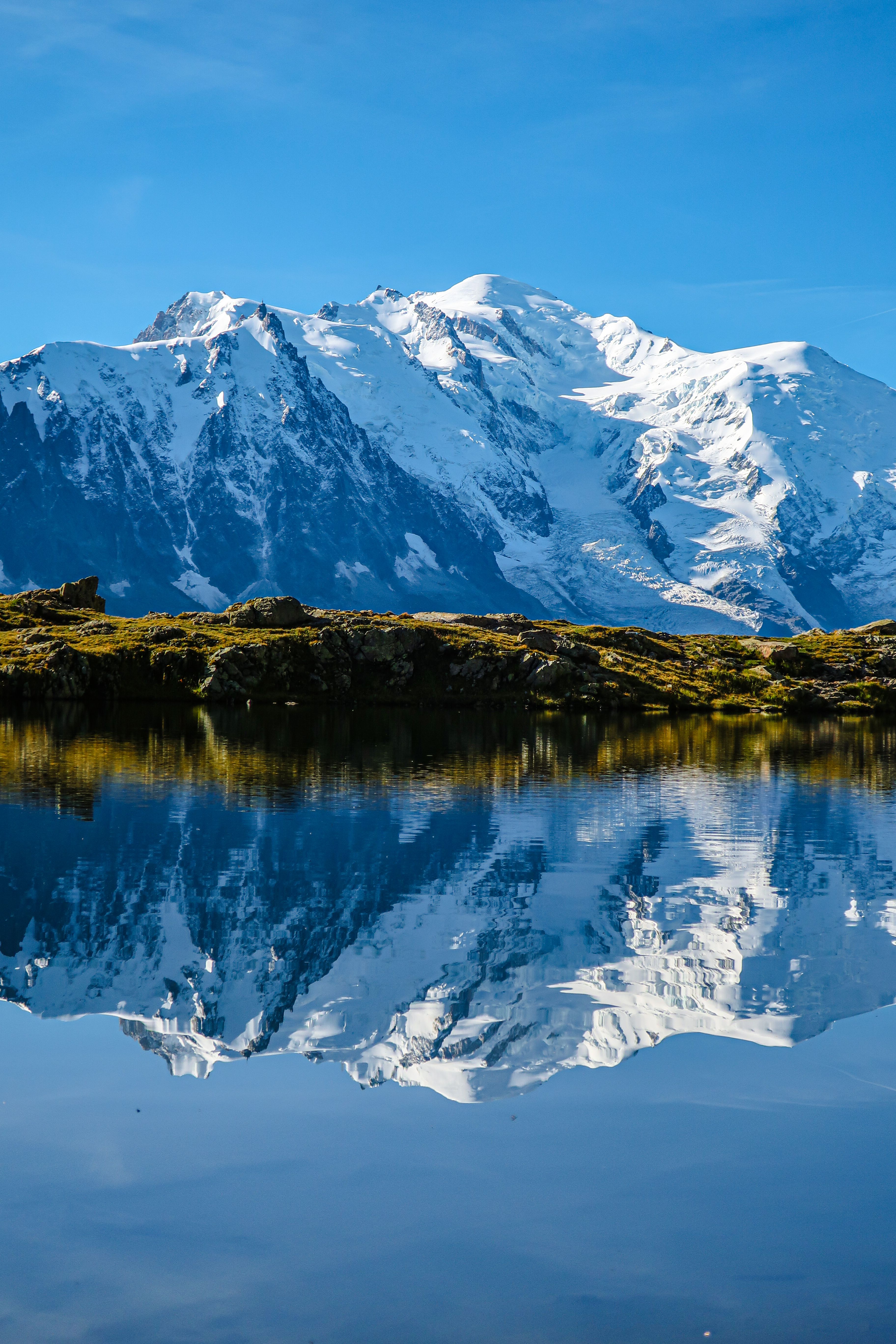Stunning Reflection of Mont Blanc in Chamonix Lake · Free Stock Photo