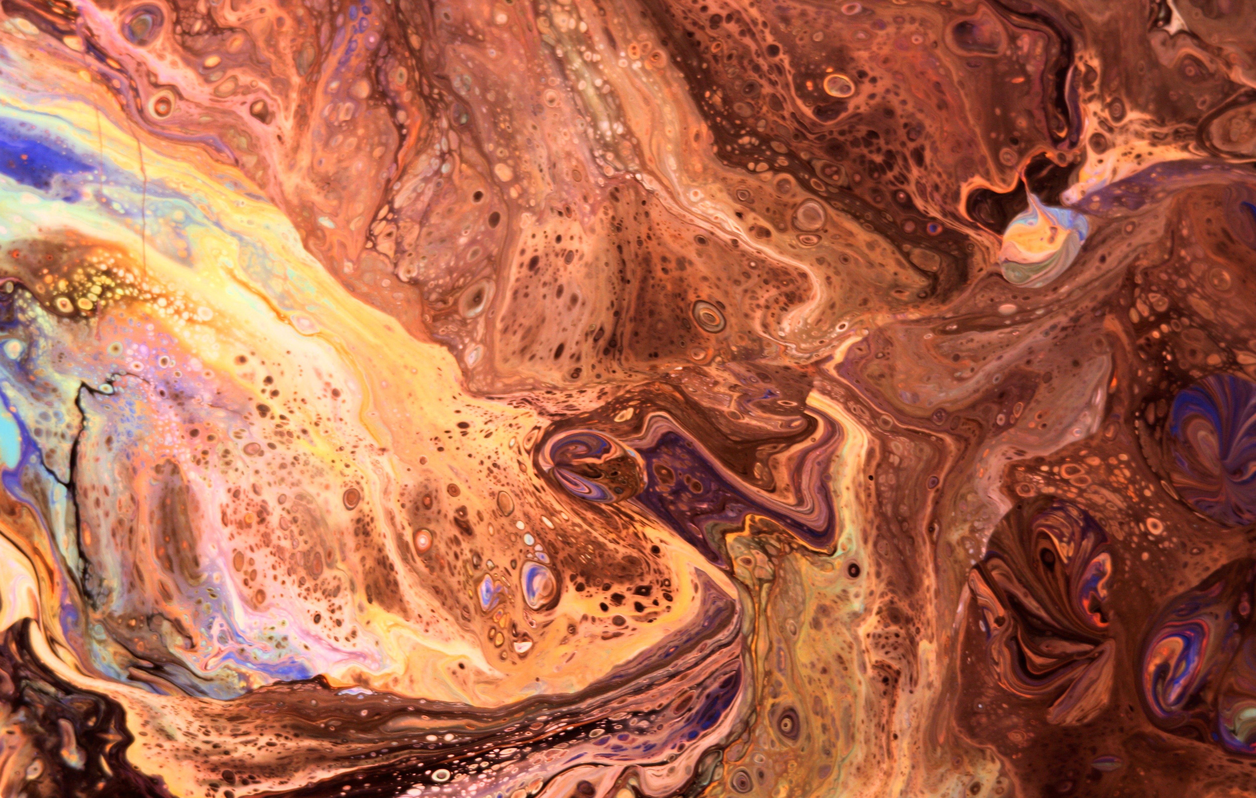 Abstract Fluid Art with Earthy Tones and Swirls · Free Stock Photo