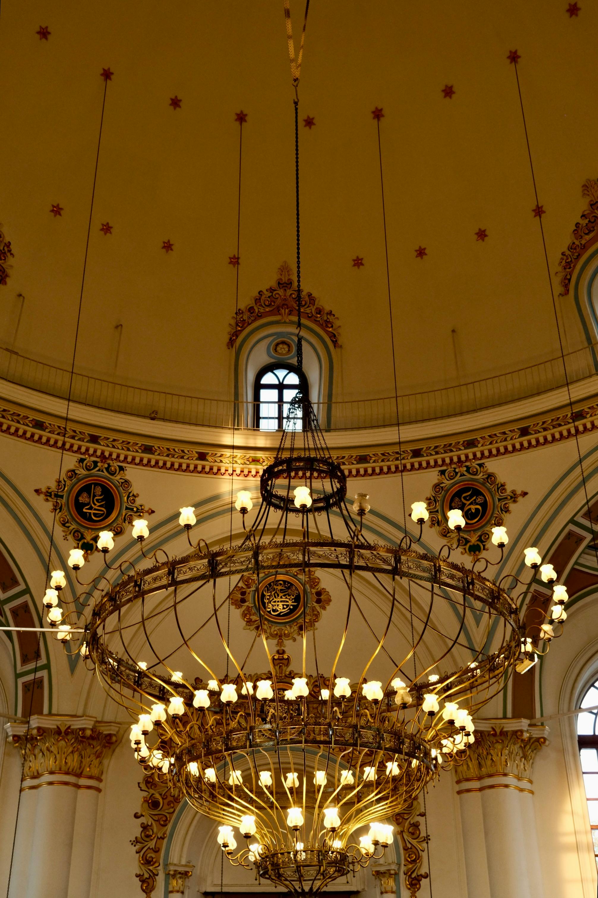 Elegant Chandelier in Historic Mosque Dome Interior · Free Stock Photo