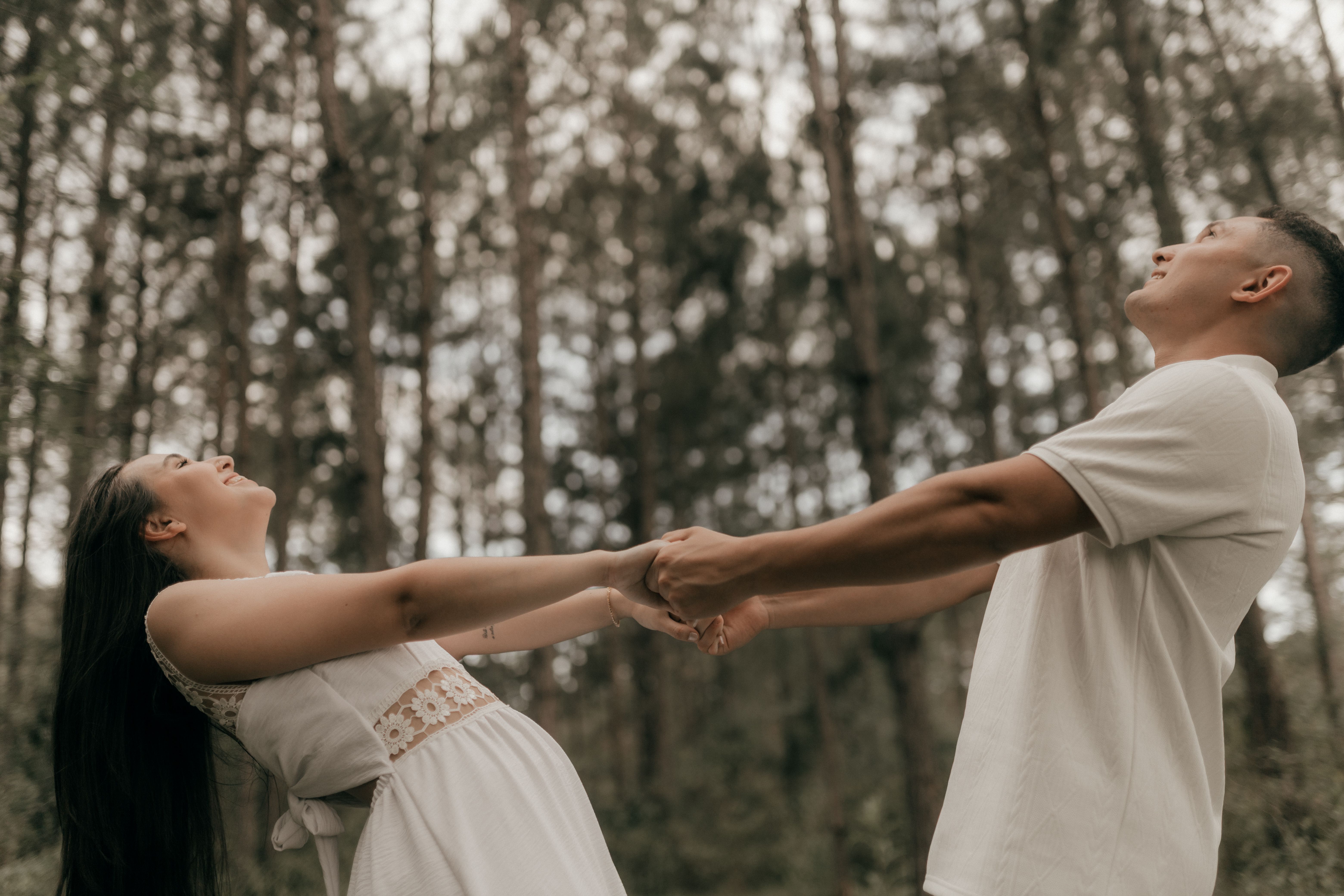 Man Proposing on His Girl · Free Stock Photo