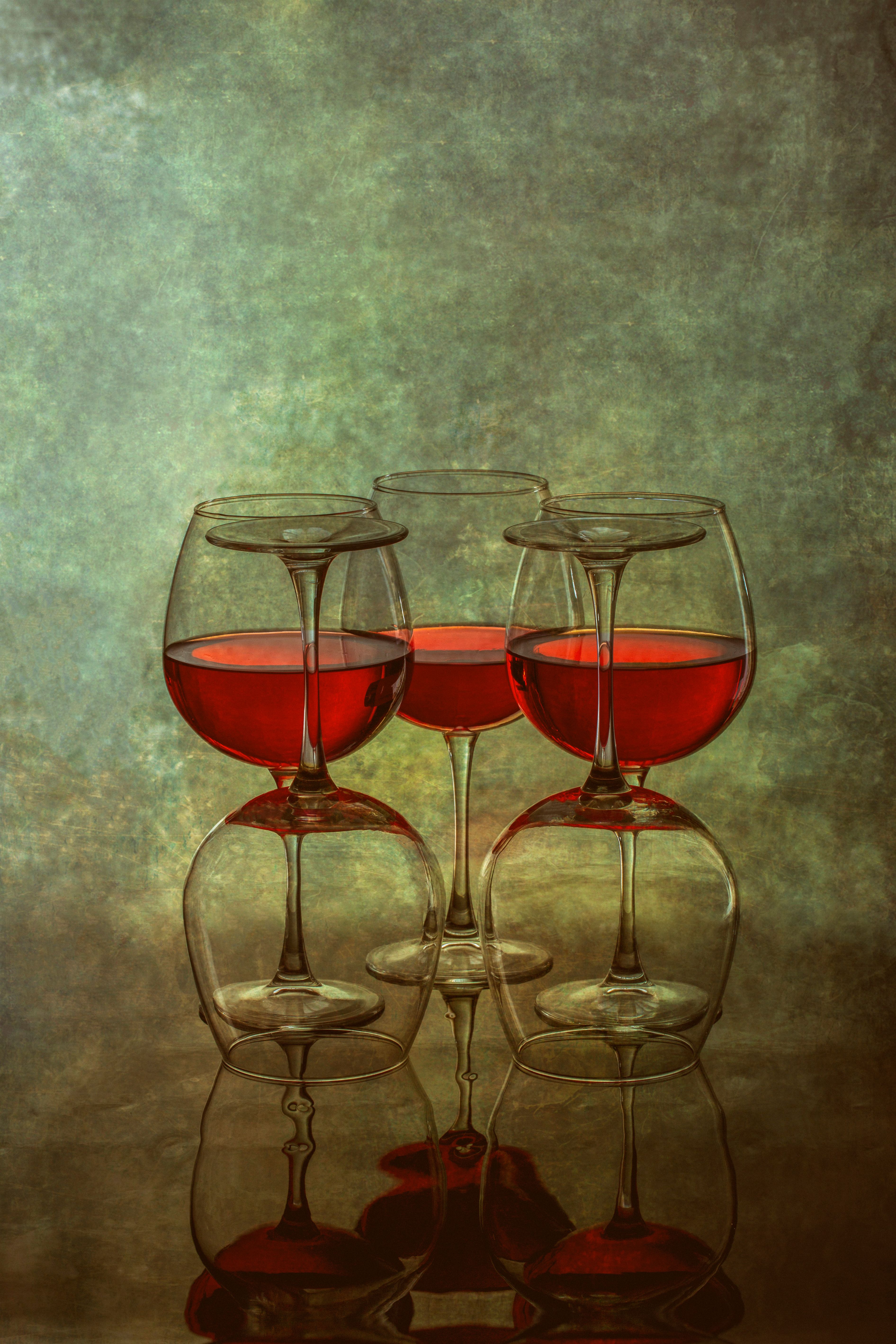 Elegant Composition of Red Wine Glasses · Free Stock Photo