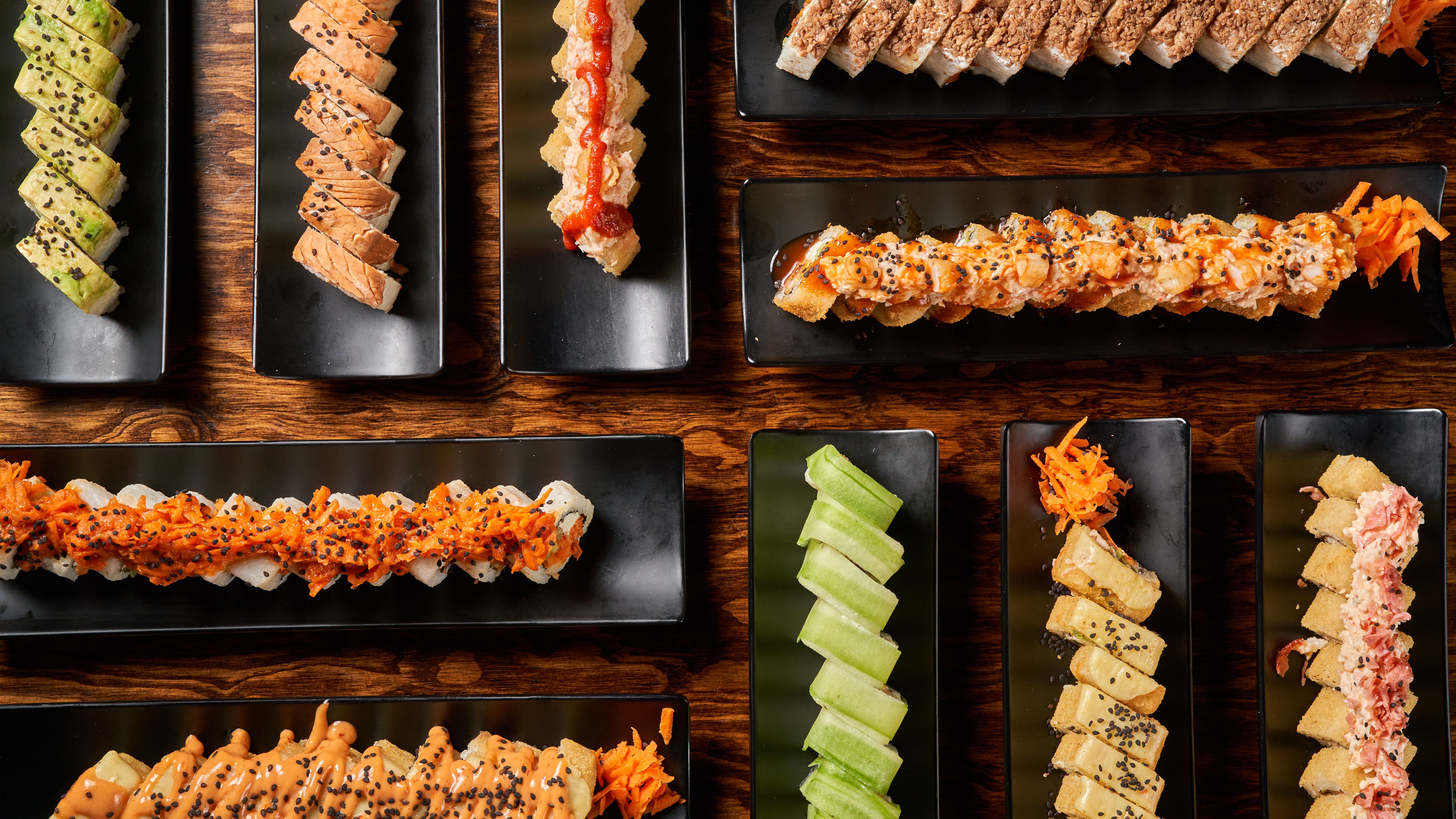 3 000+ Sushini+sushi banque d’images et photos libres de droit ...