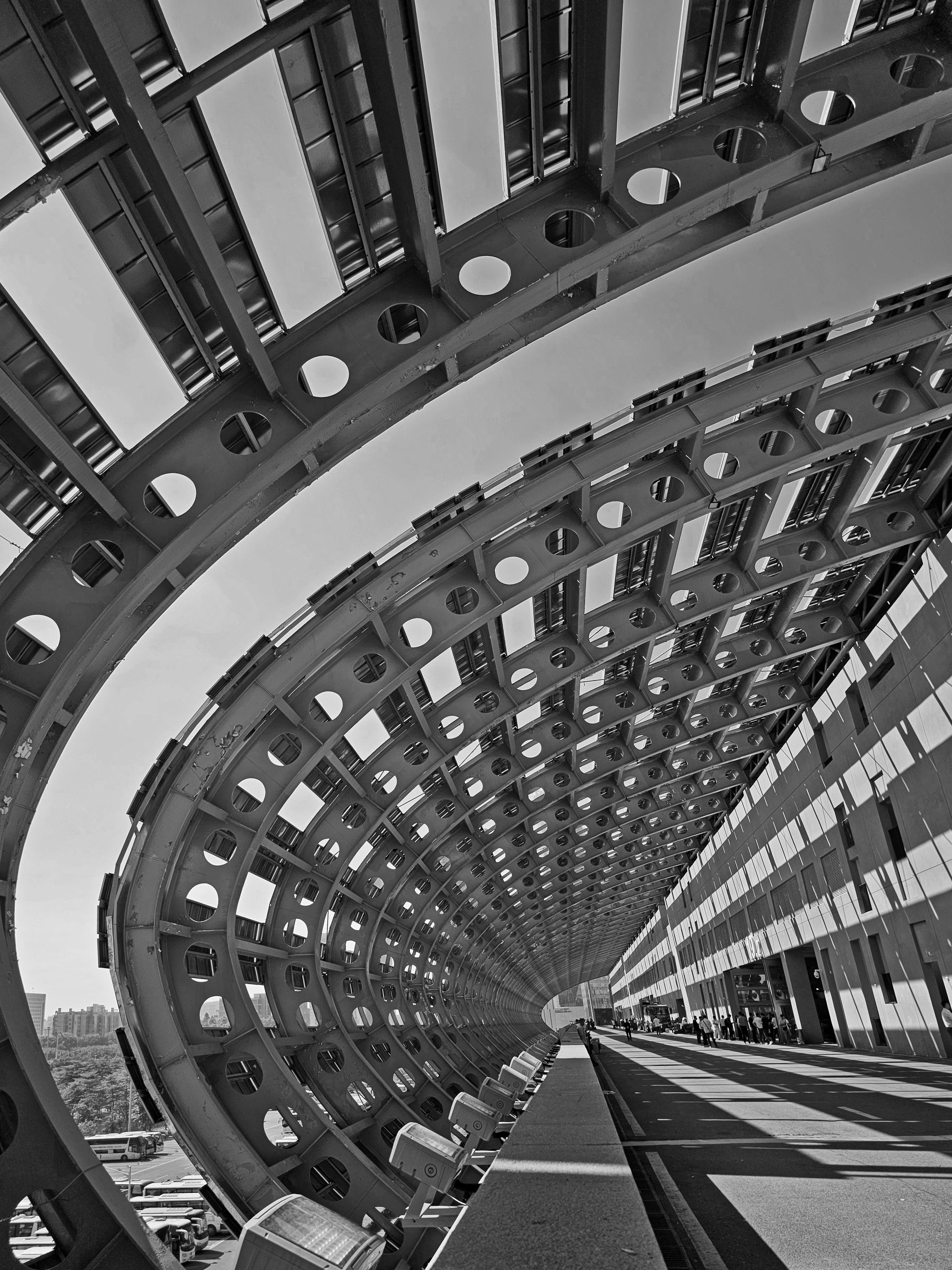 Modern Architectural Tunnel in Guangzhou · Free Stock Photo