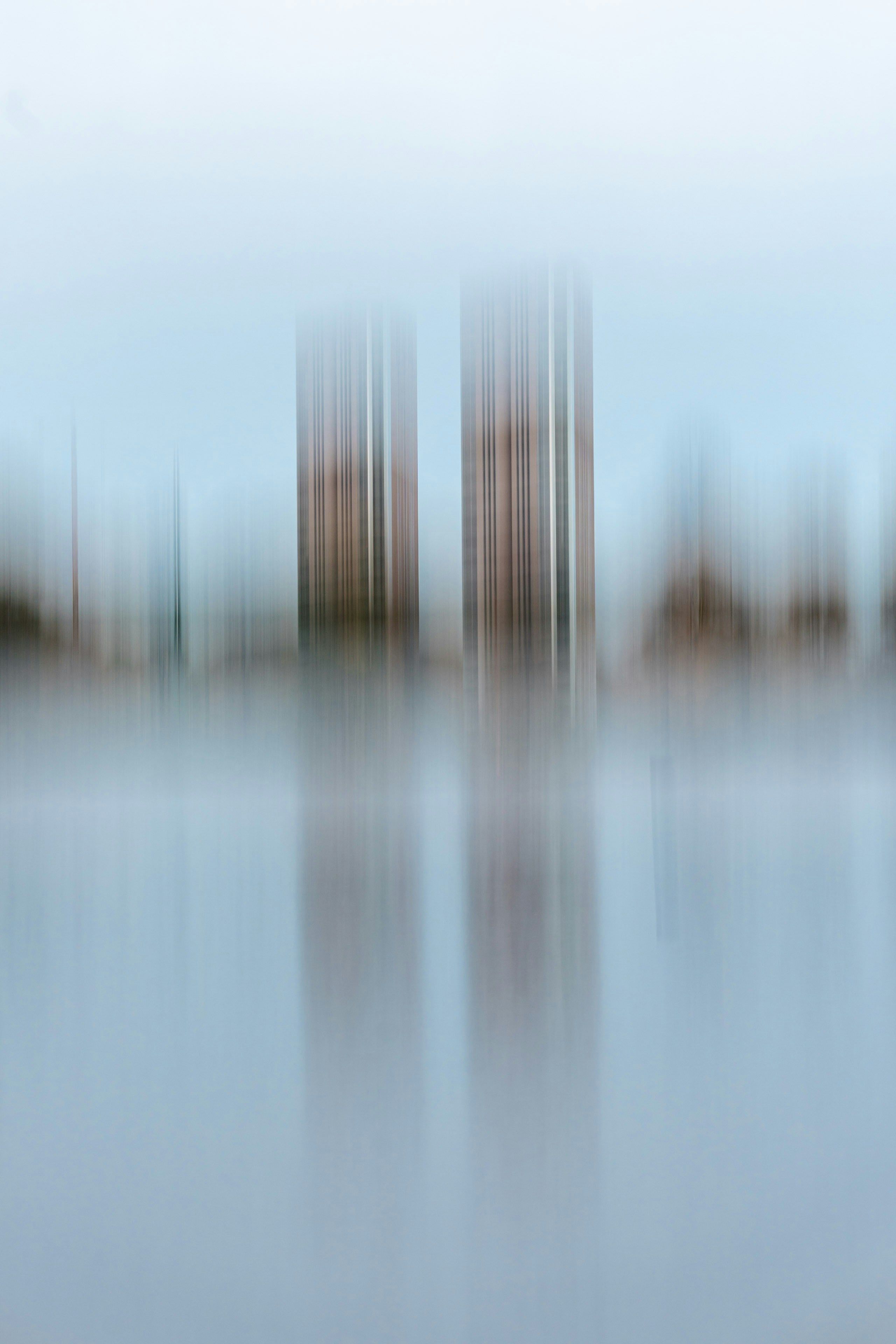 Abstract Blur of Urban Skyscrapers Reflection · Free Stock Photo