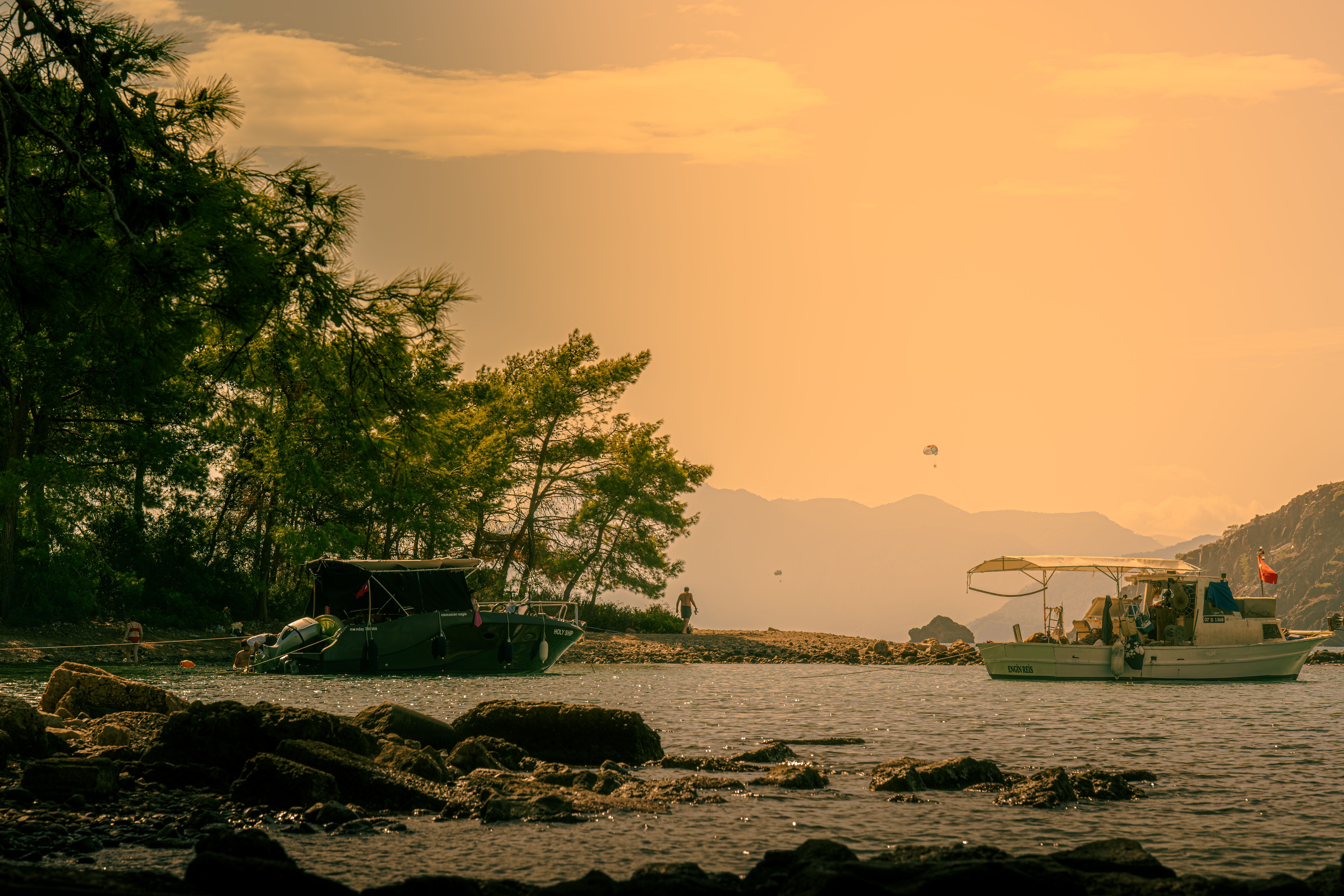 Scenic View of the Beach · Free Stock Photo