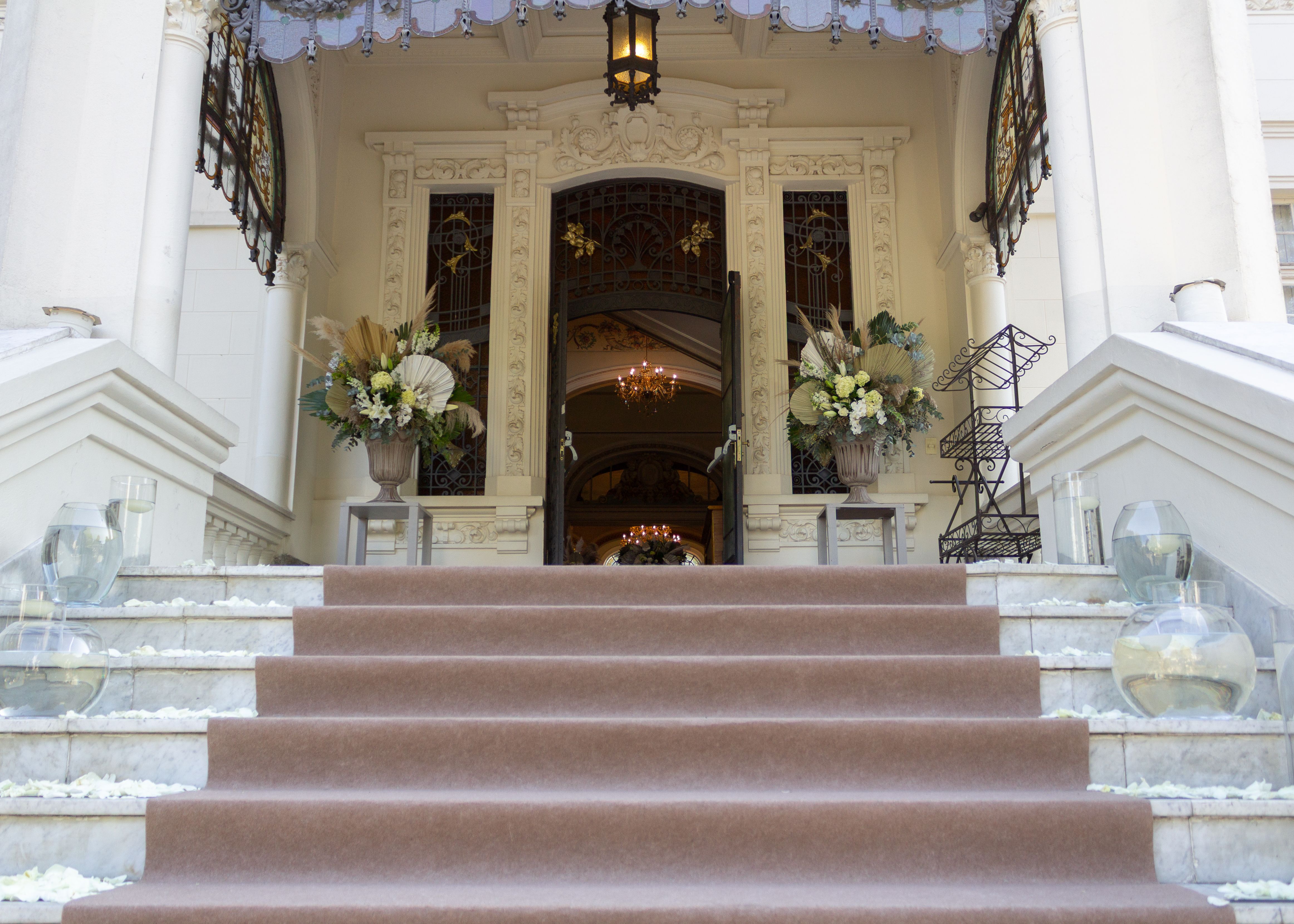 Elegant Historical Building Entrance with Grand Staircase · Free Stock ...