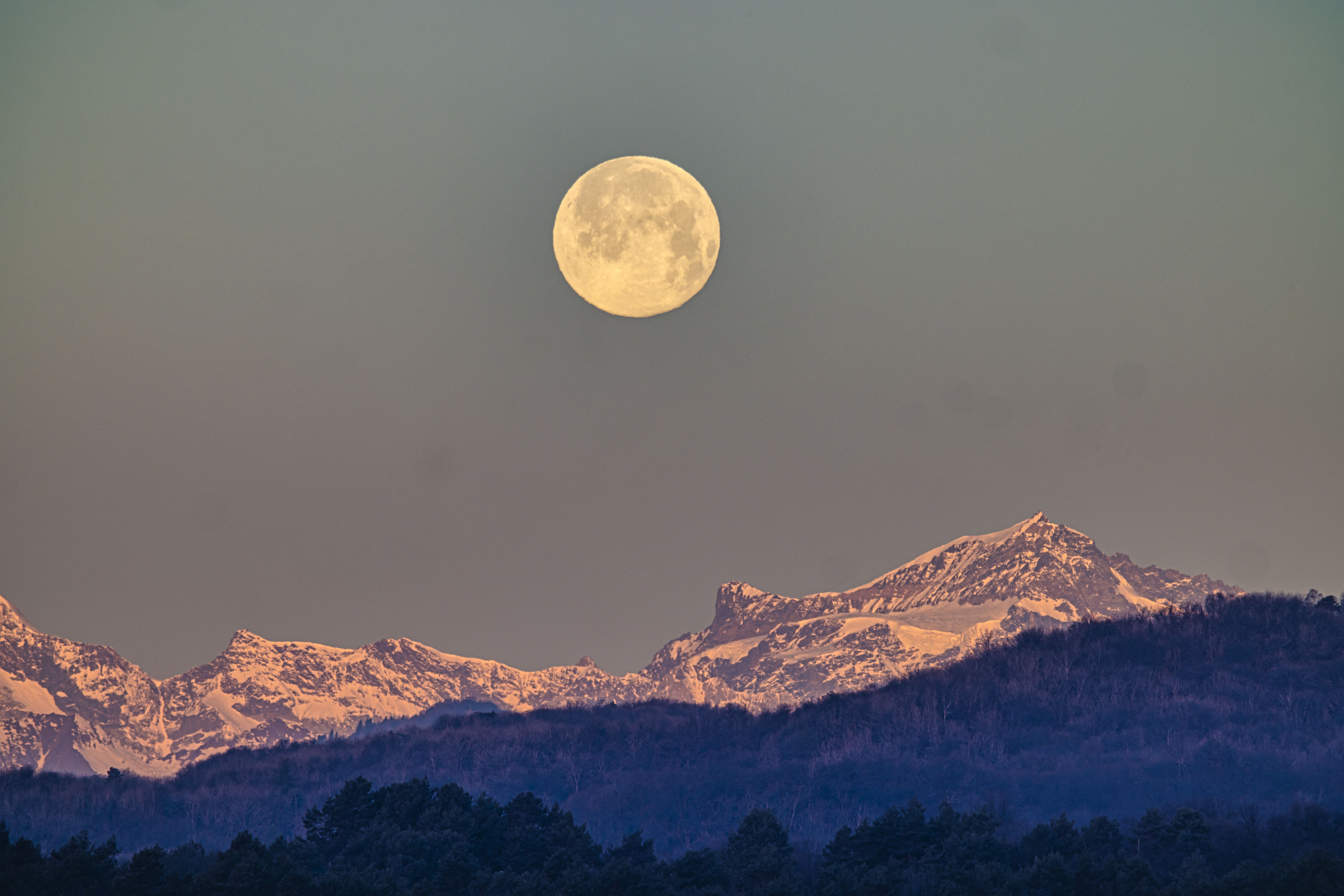 Majestic Full Moon Over Snow-Capped Mountains · Free Stock Photo