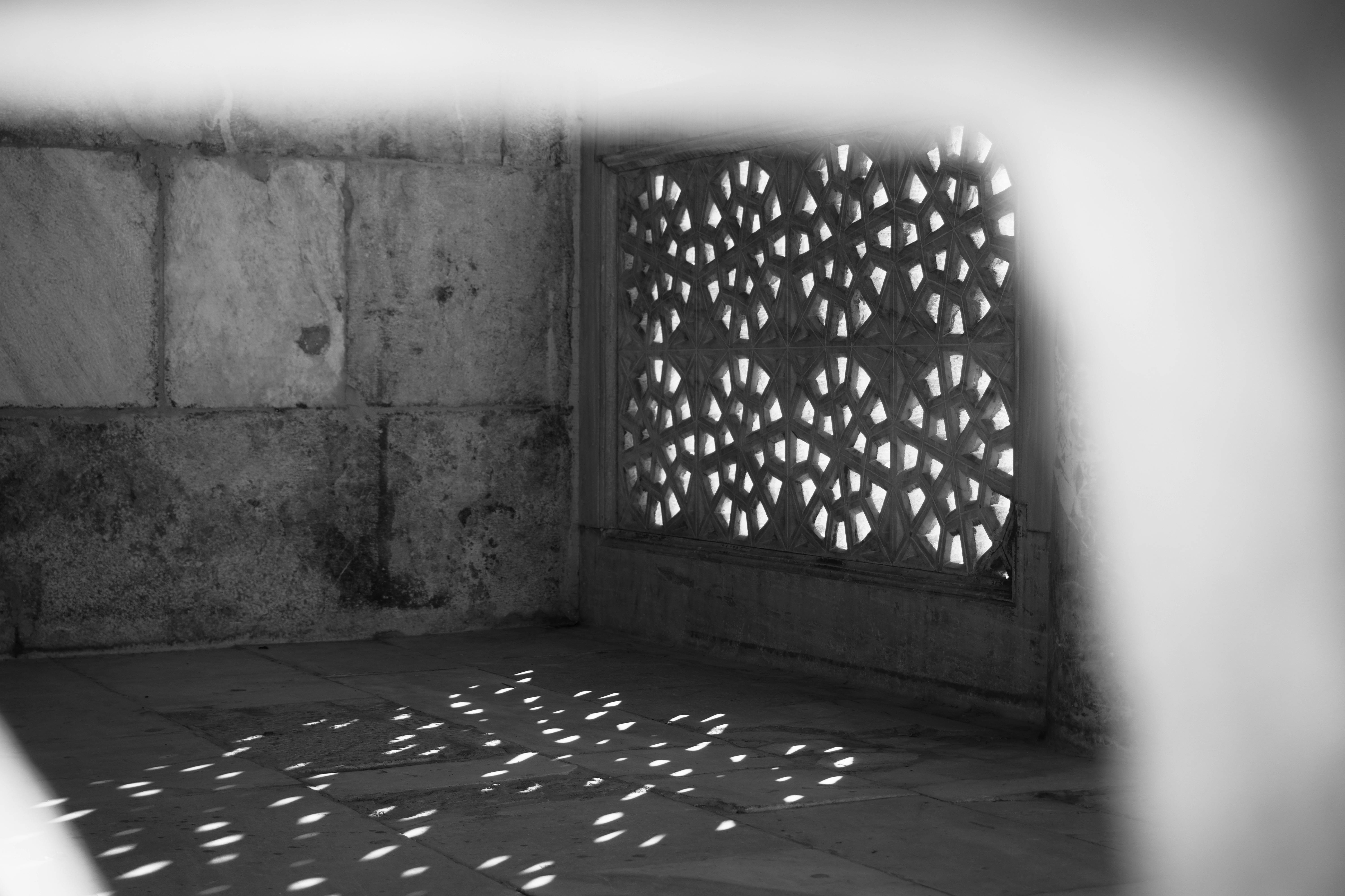 Intricate Marble Lattice with Light Patterns · Free Stock Photo