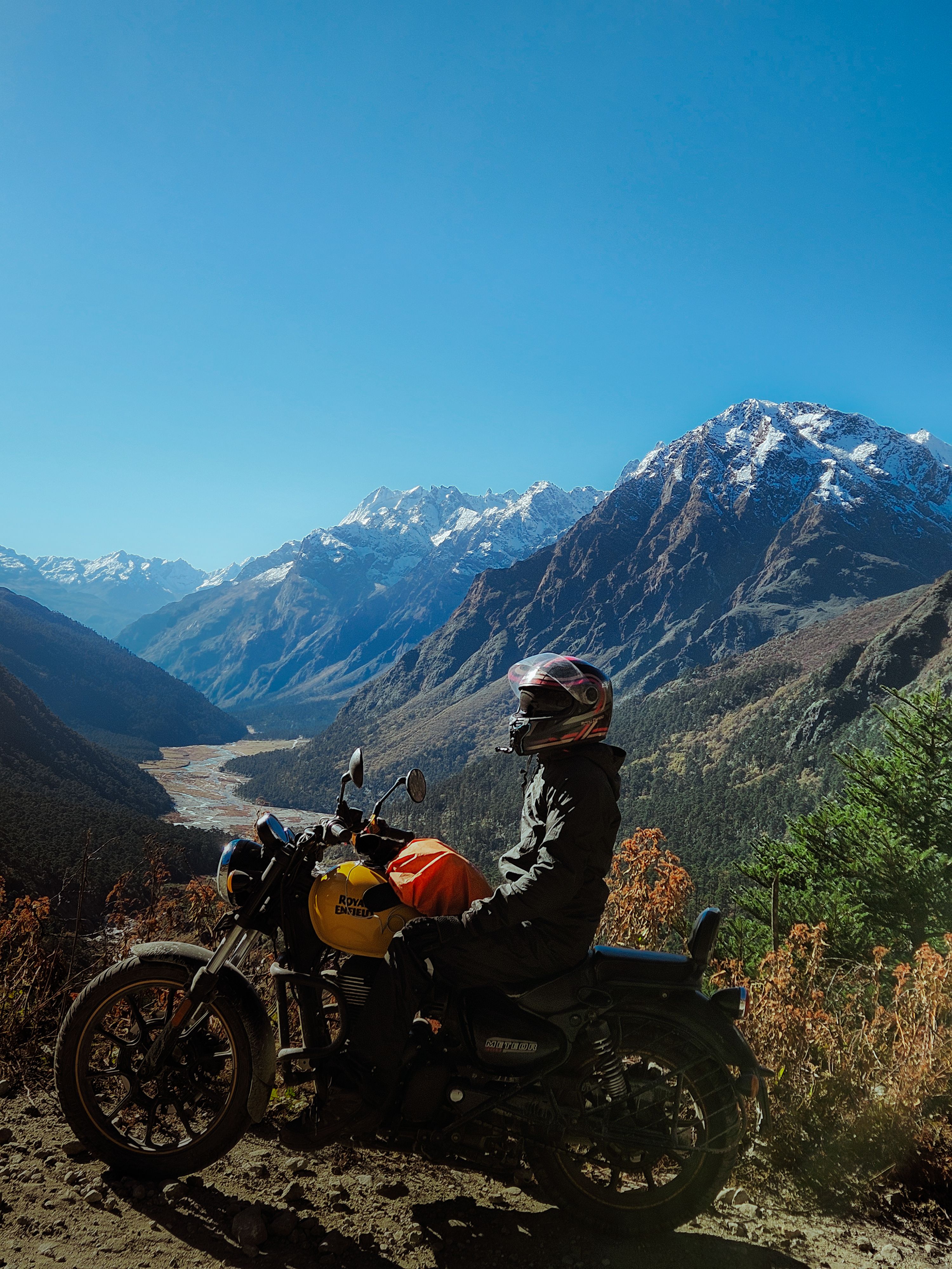 Standard Motorcycle on Ground · Free Stock Photo