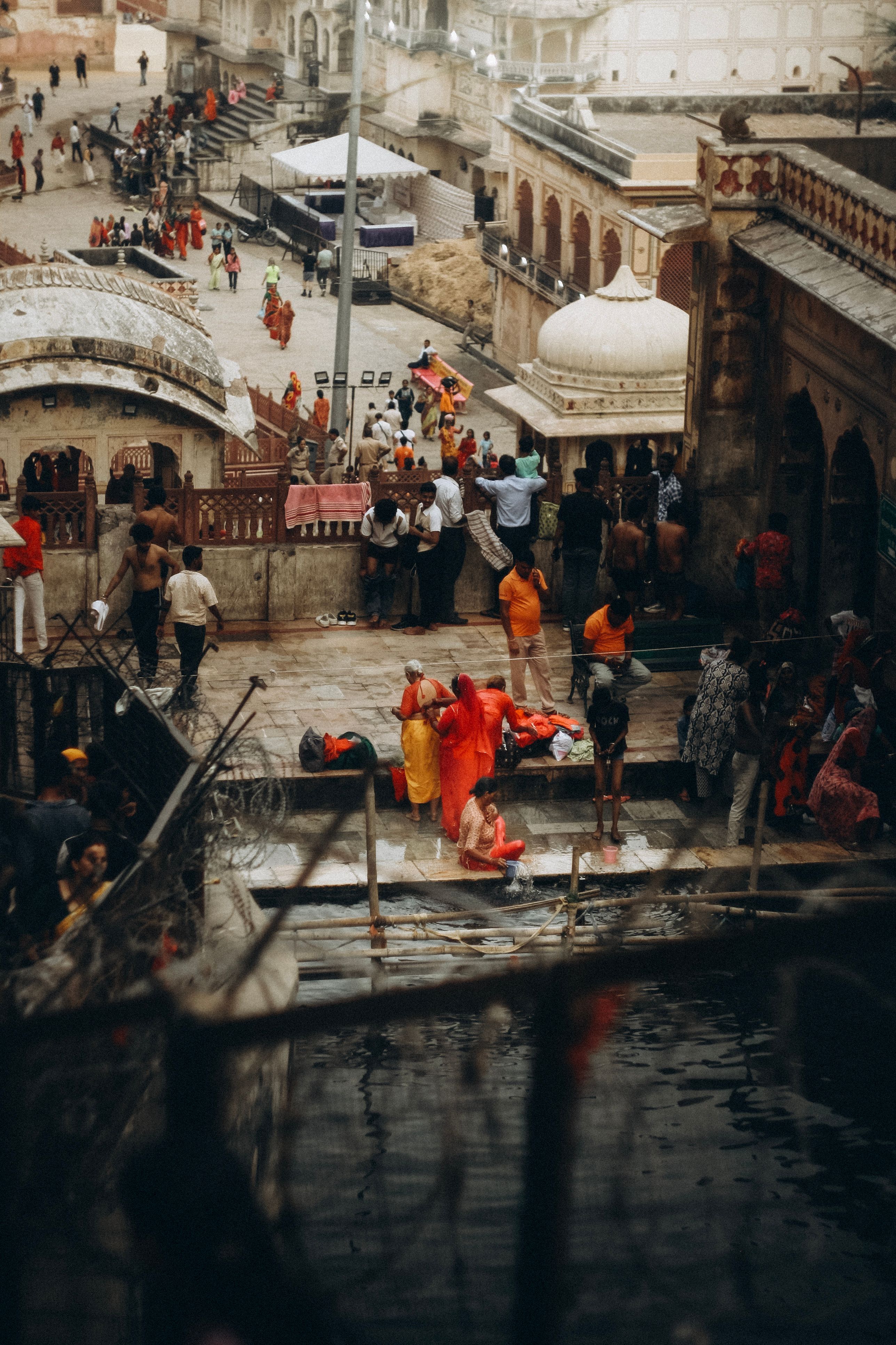 Vibrant Religious Ritual at Historic Temple · Free Stock Photo