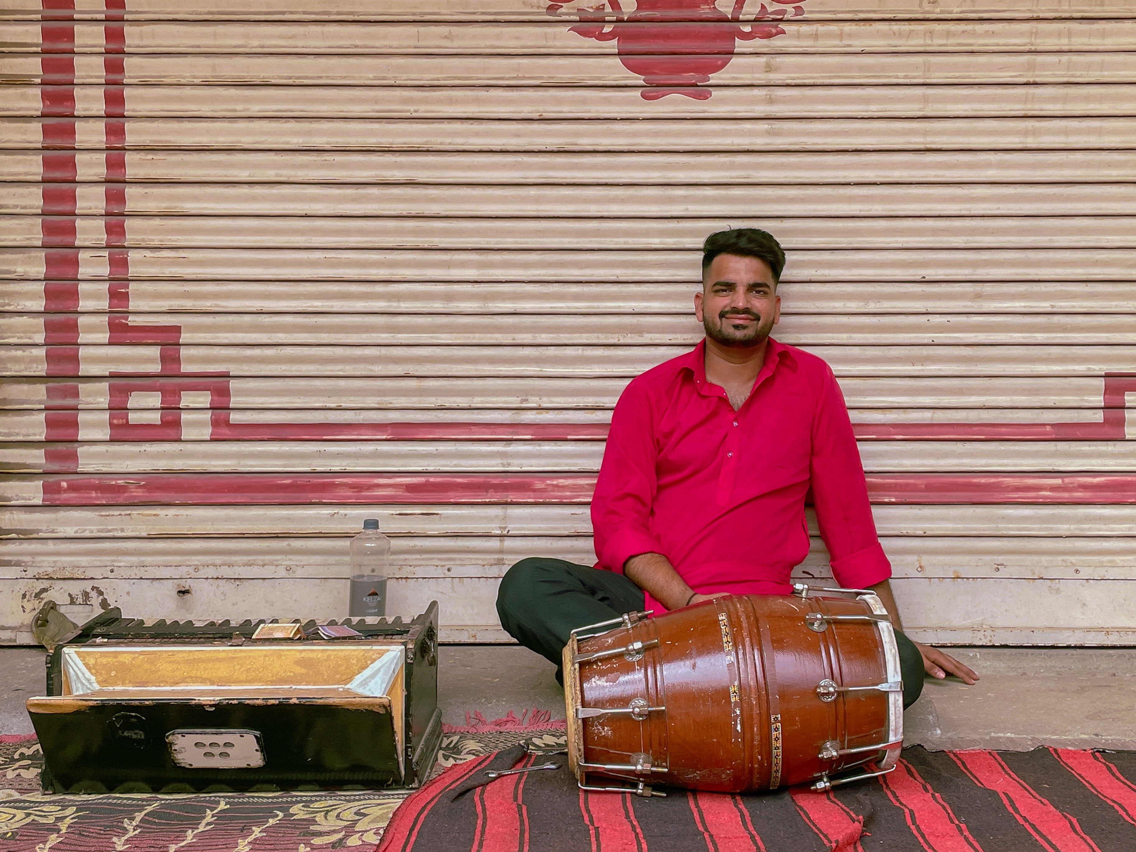 Street Musician in Jaipur with Traditional Instruments · Free Stock Photo