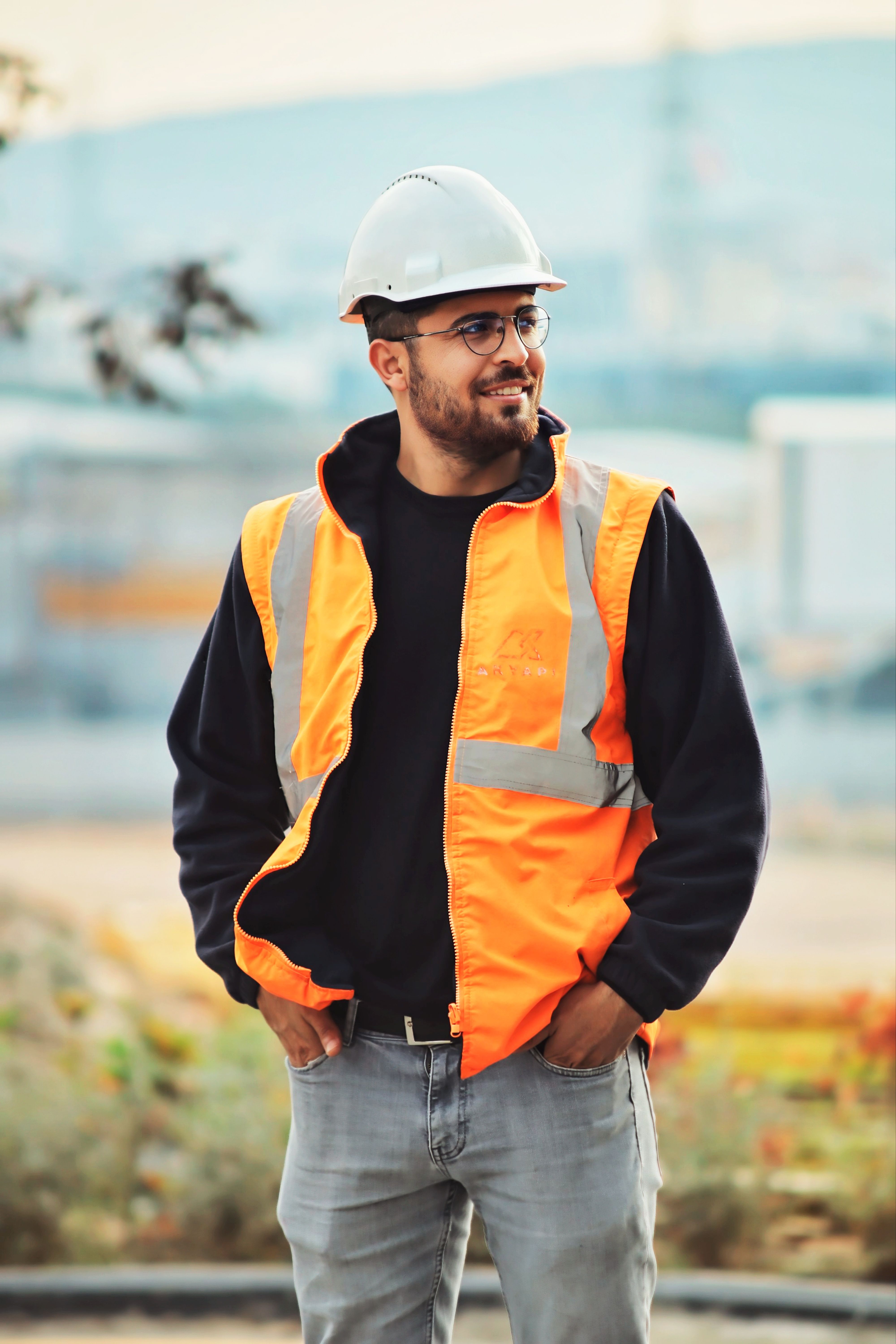 Construction Worker in Safety Gear Outdoors · Free Stock Photo