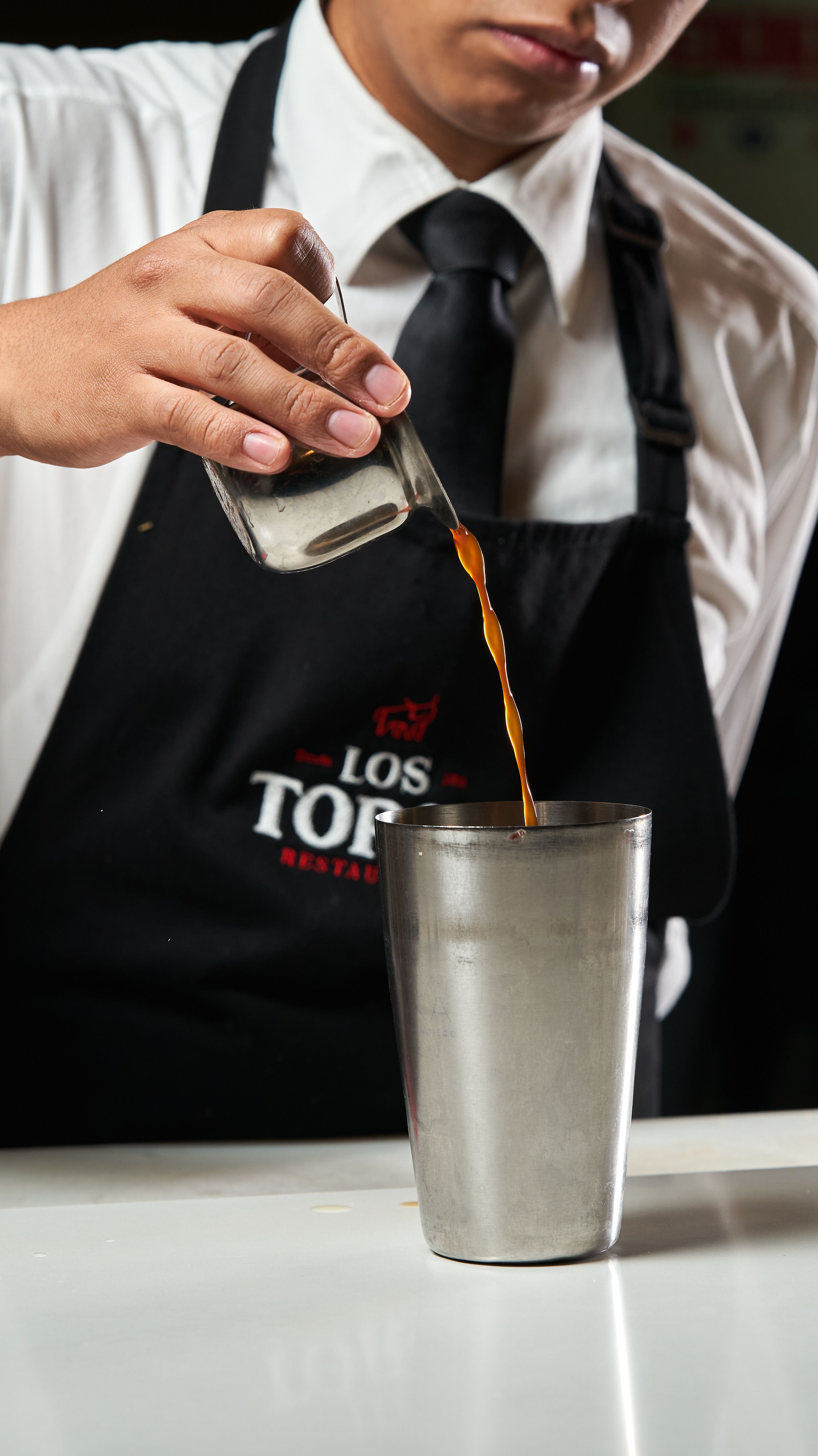 Bartender Skills: Crafting the Perfect Cocktail · Free Stock Photo