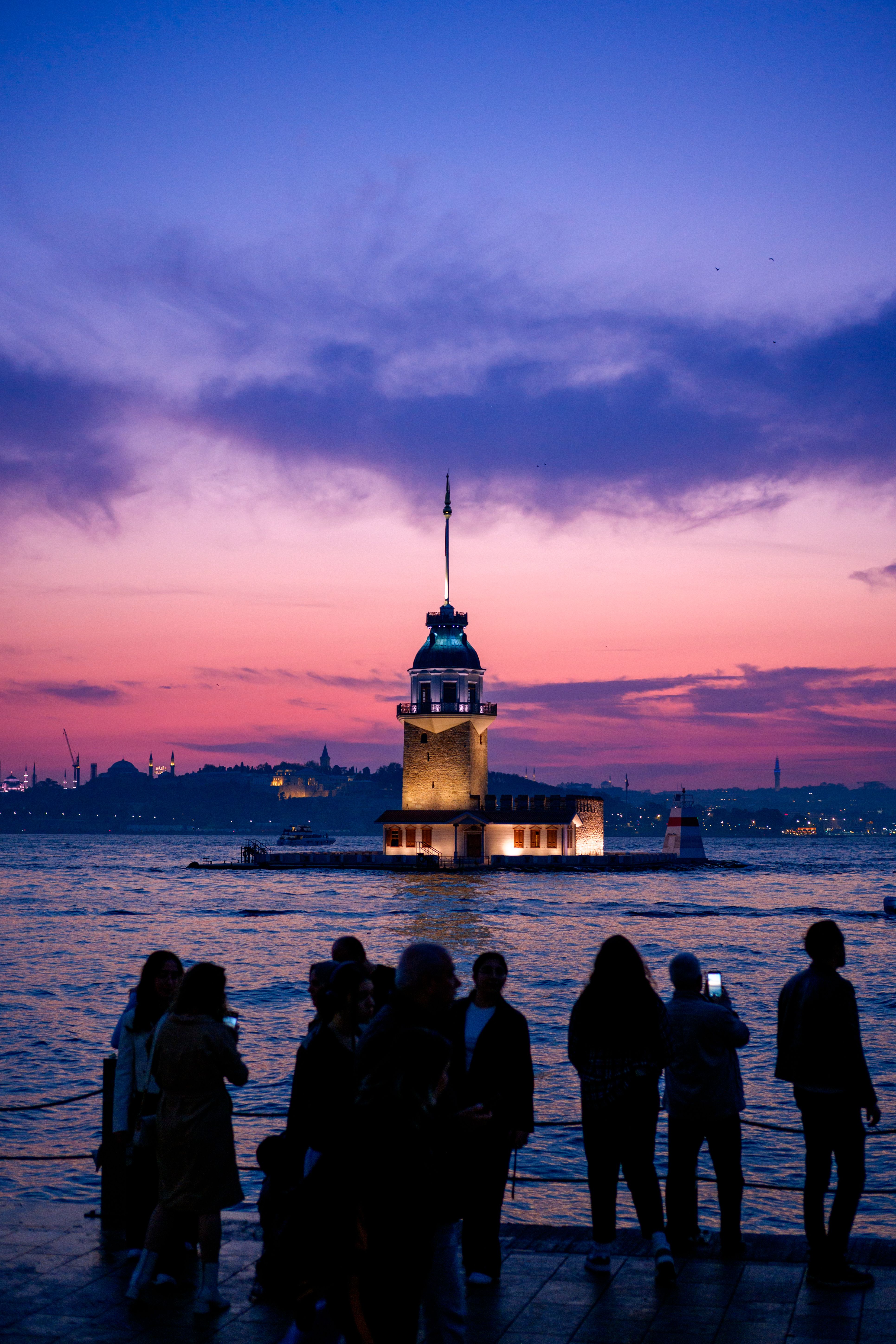 Maiden's Tower at Sunset with Silhouettes · Free Stock Photo