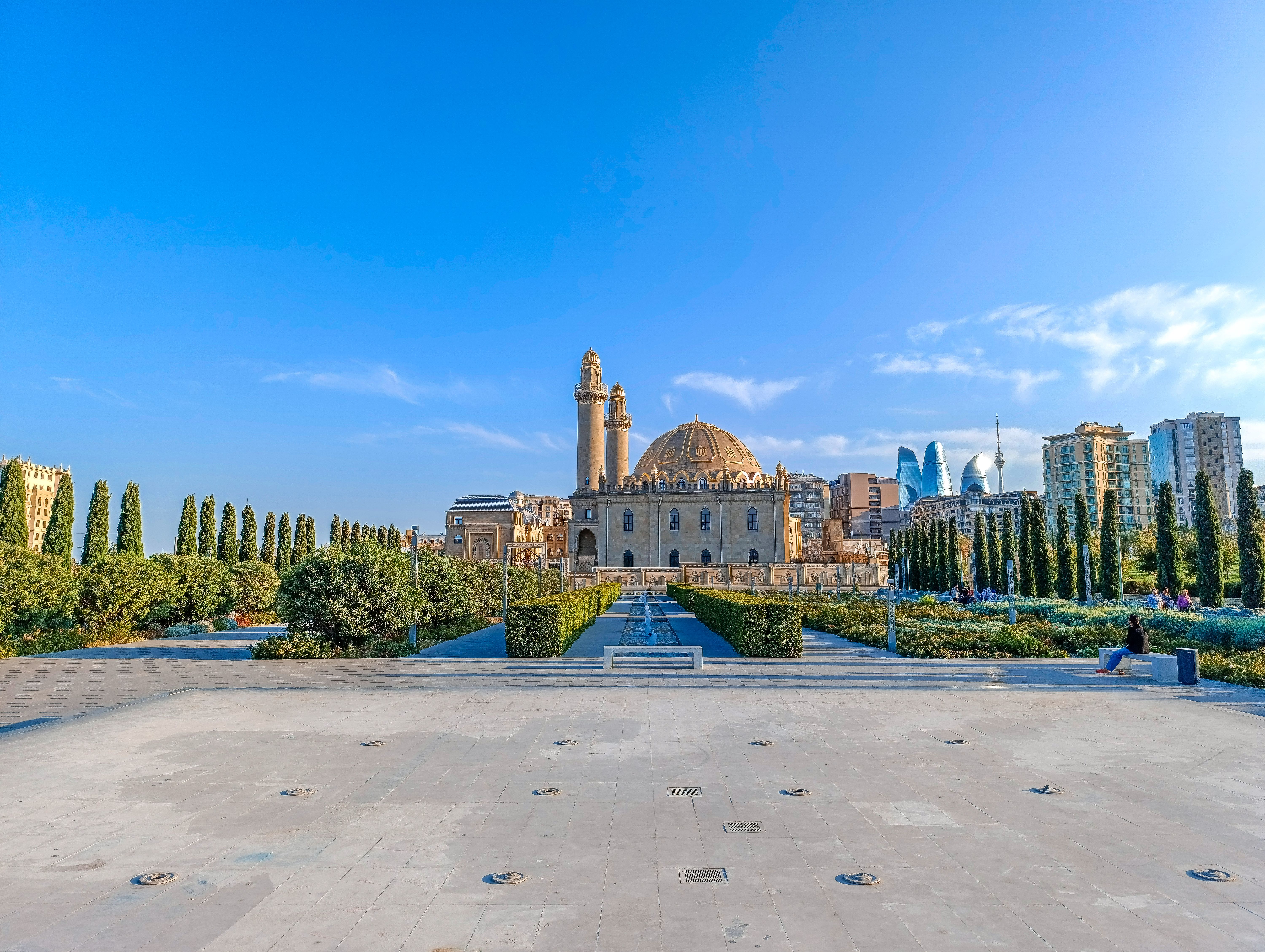 Stunning View of Baku's Teze Pir Mosque · Free Stock Photo