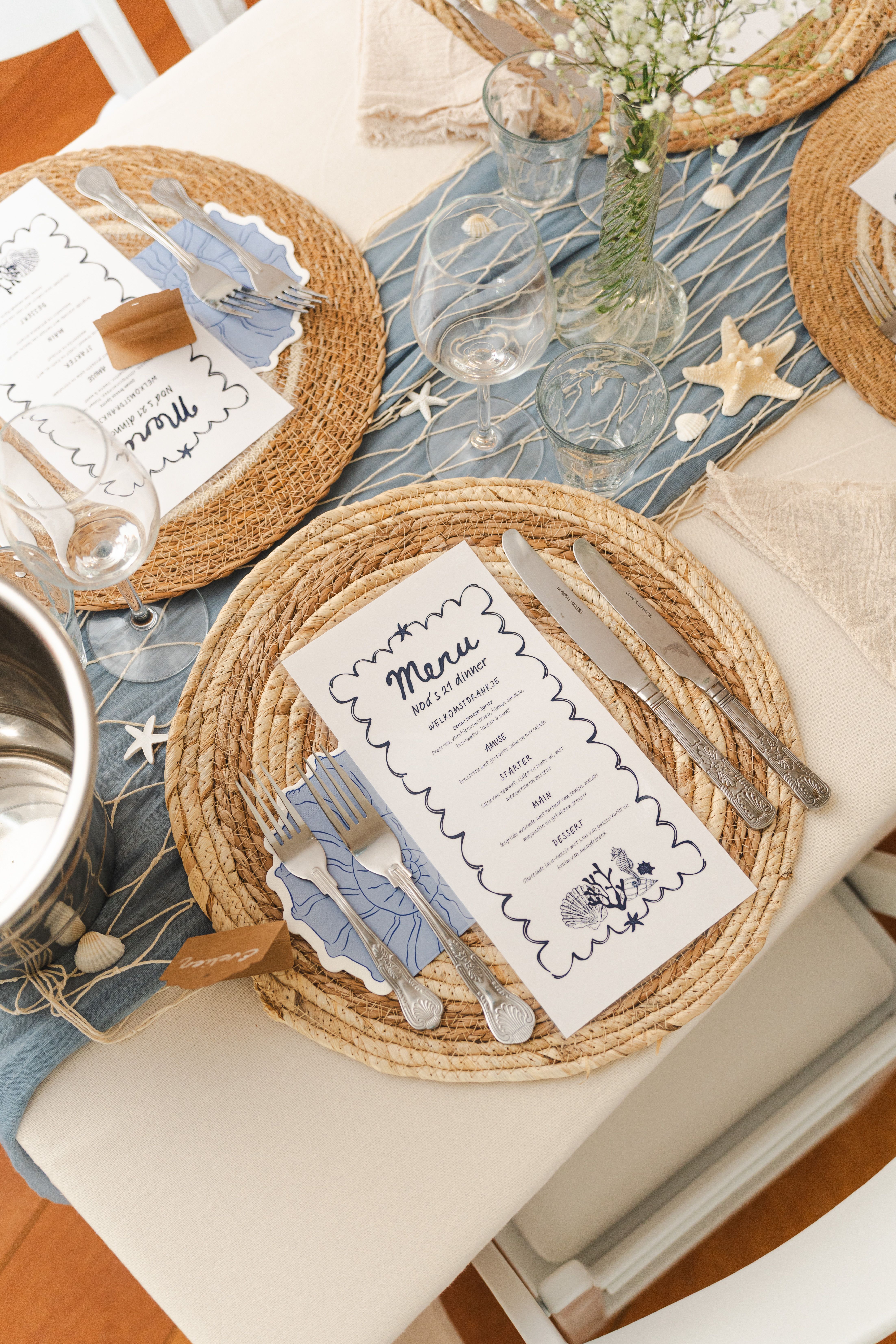 Elegant Beach-Themed Table Setting for Events · Free Stock Photo
