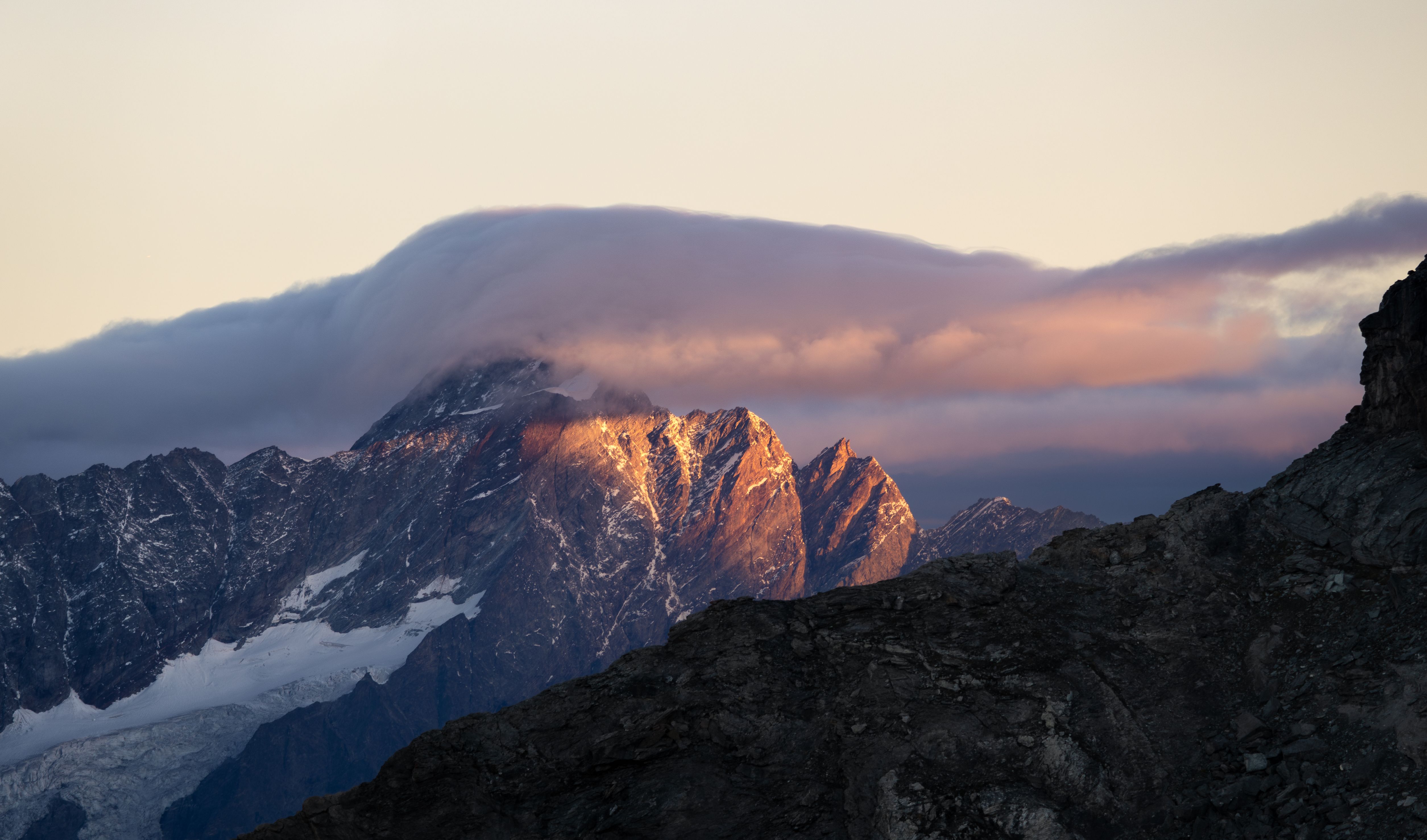 Stunning Sunrise Over Majestic Alpine Peaks · Free Stock Photo