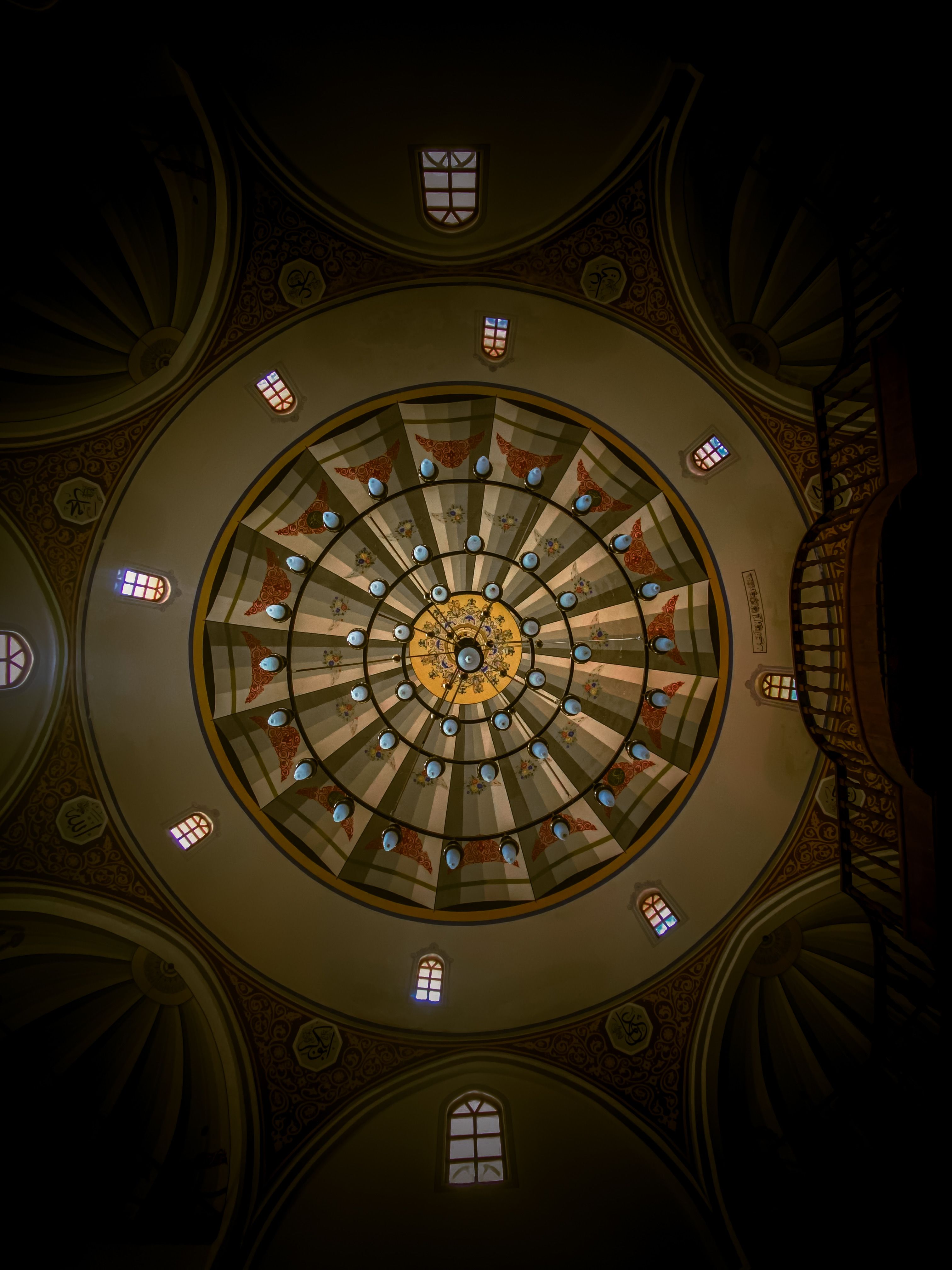 Intricate Dome Ceiling in Historical Building · Free Stock Photo