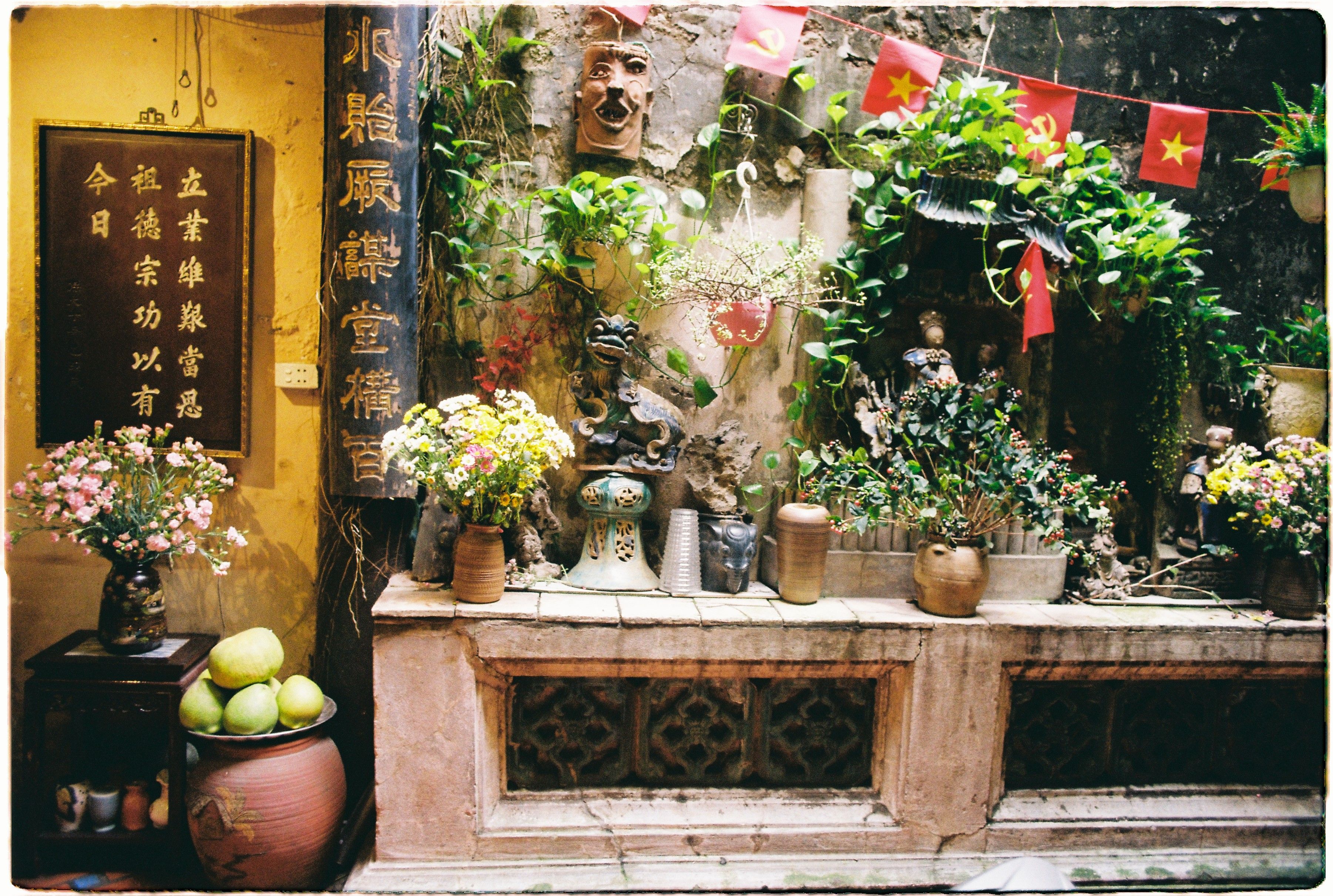 Vietnamese Wooden Altar Design Photos, Download The BEST Free ...