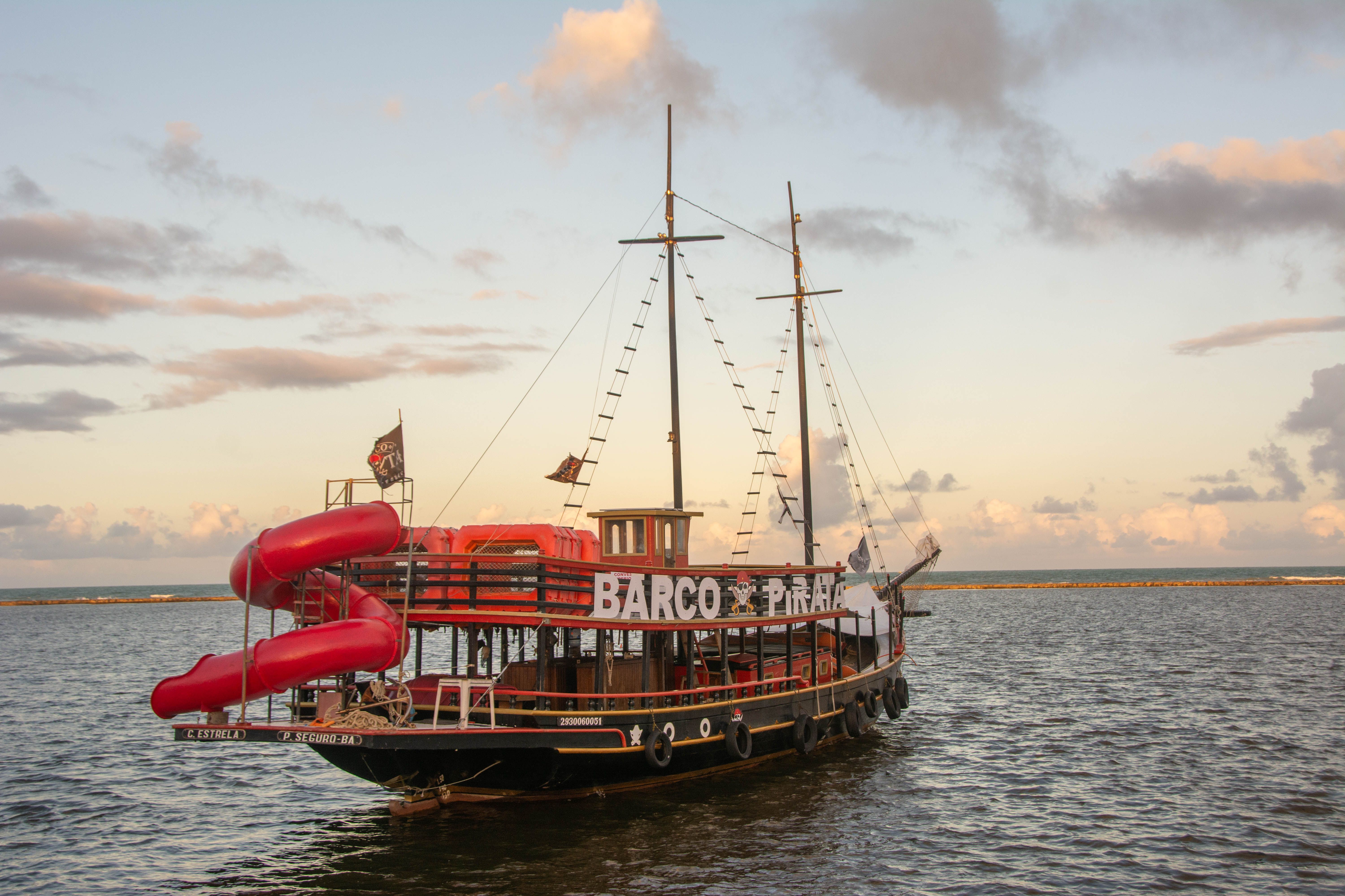 Pirate Ship Photos, Download The BEST Free Pirate Ship Stock Photos ...