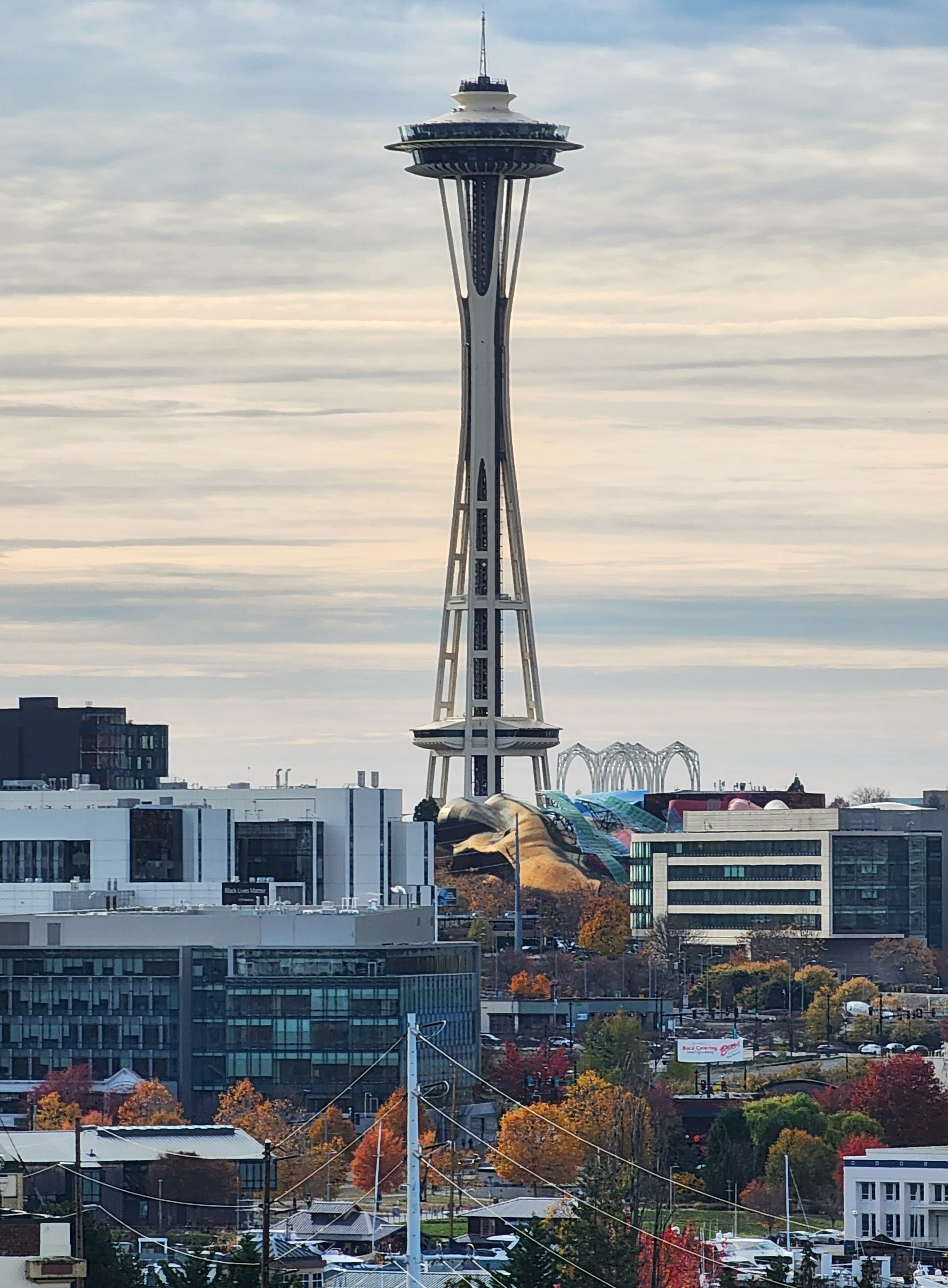 Stunning View of Seattle's Iconic Space Needle · Free Stock Photo