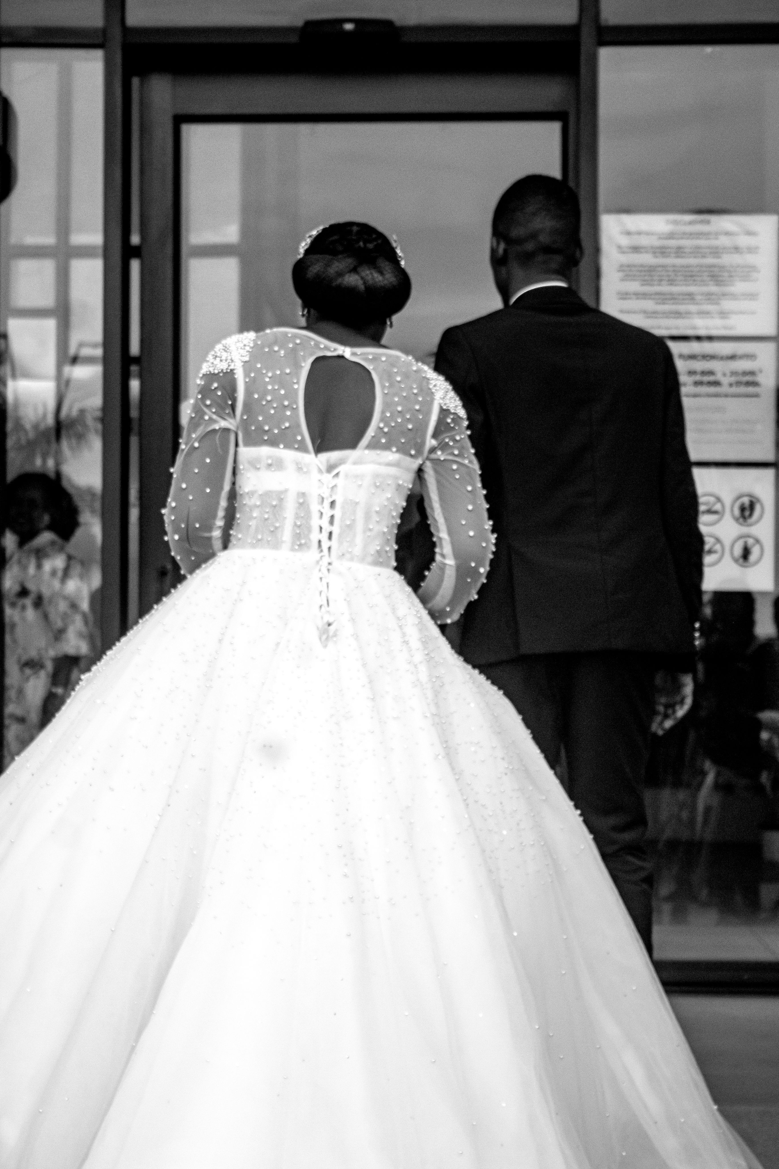 Elegant Black and White Wedding Scene · Free Stock Photo