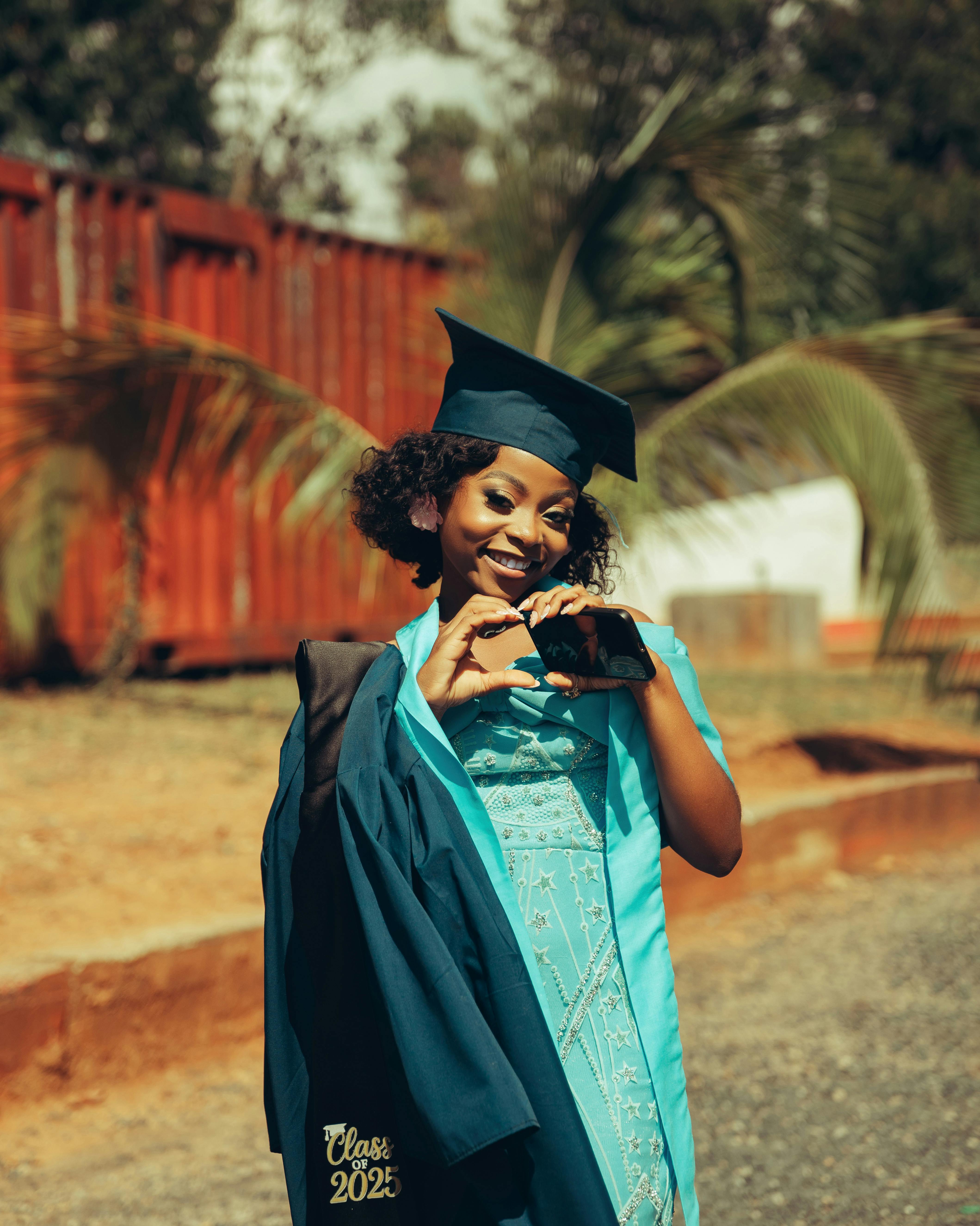 Vini+Jr+Gun+Celebration Photos, Download The BEST Free Vini+Jr+Gun ...