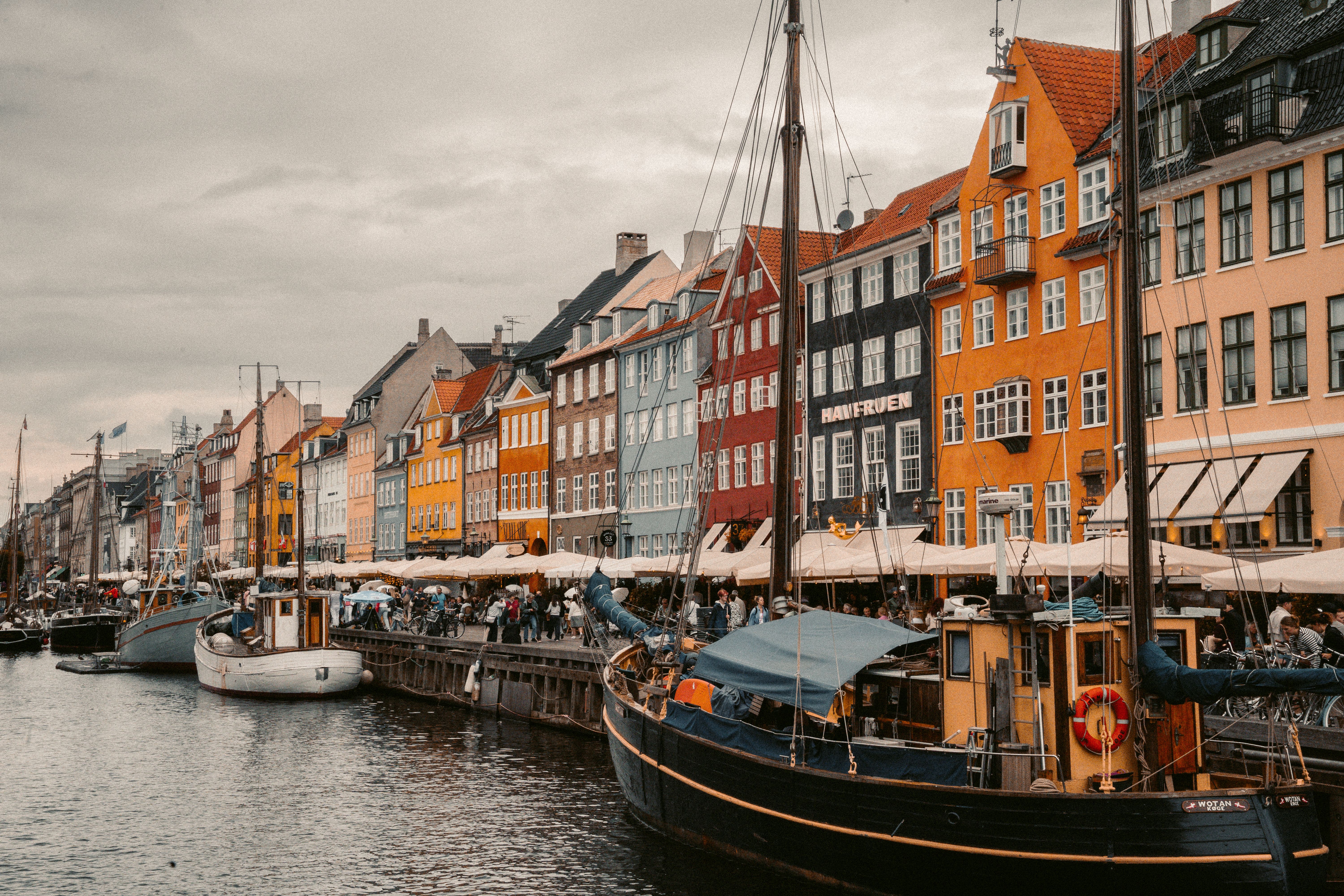 Colorful Nyhavn Canal in Copenhagen, Denmark · Free Stock Photo