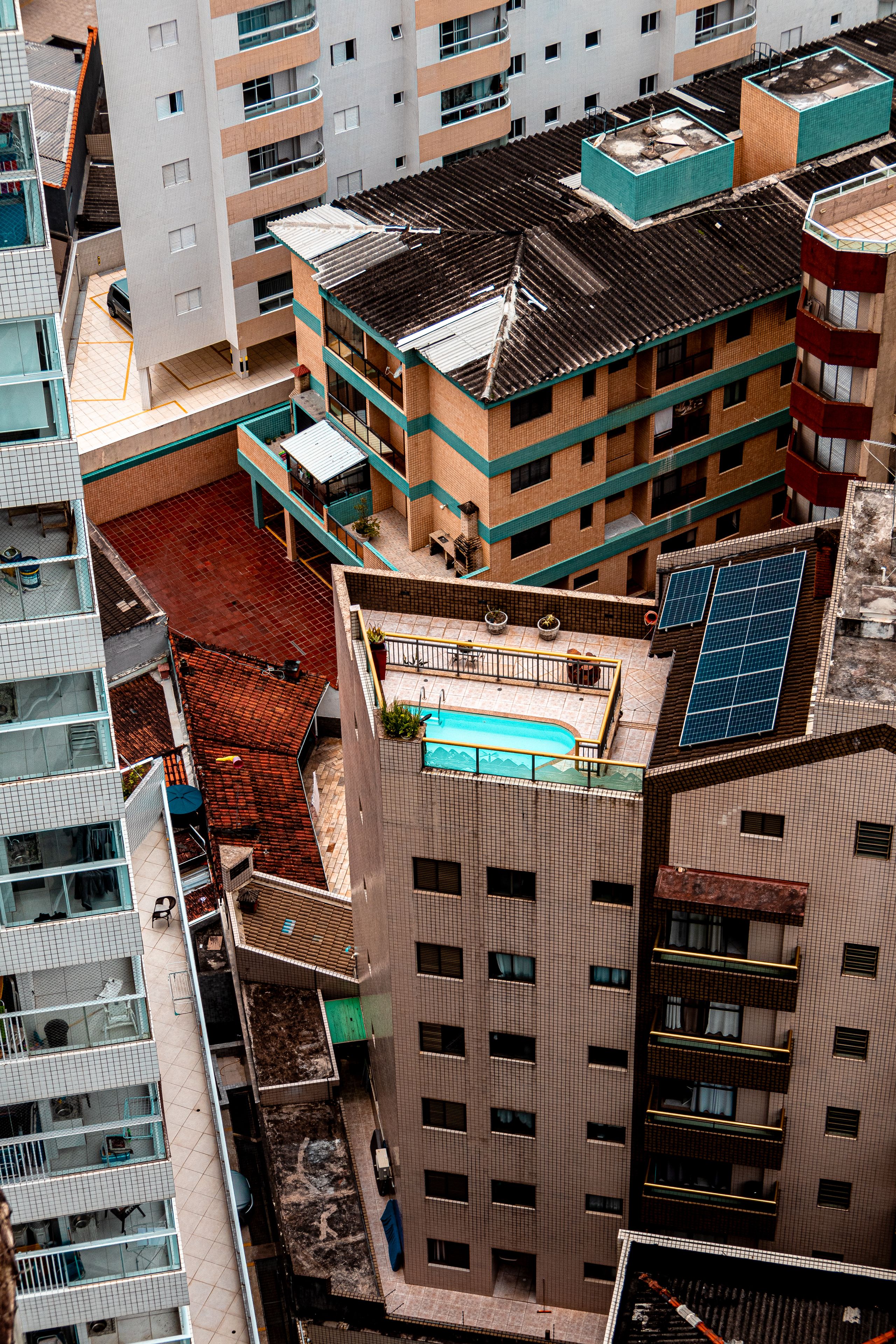 Aerial View of Rooftop Pool in Praia Grande, Brazil · Free Stock Photo