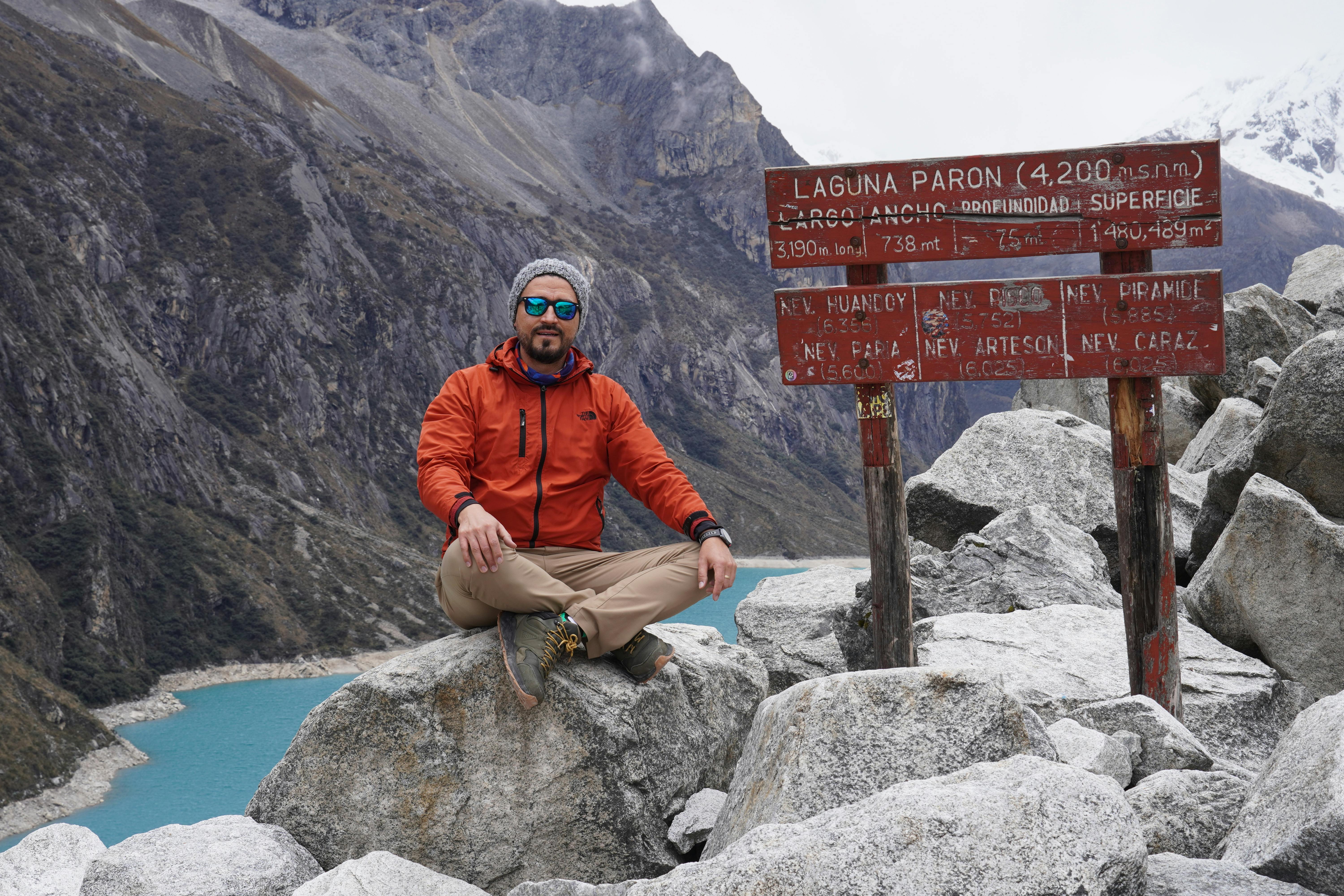 Laguna Parón · Foto de stock gratuita