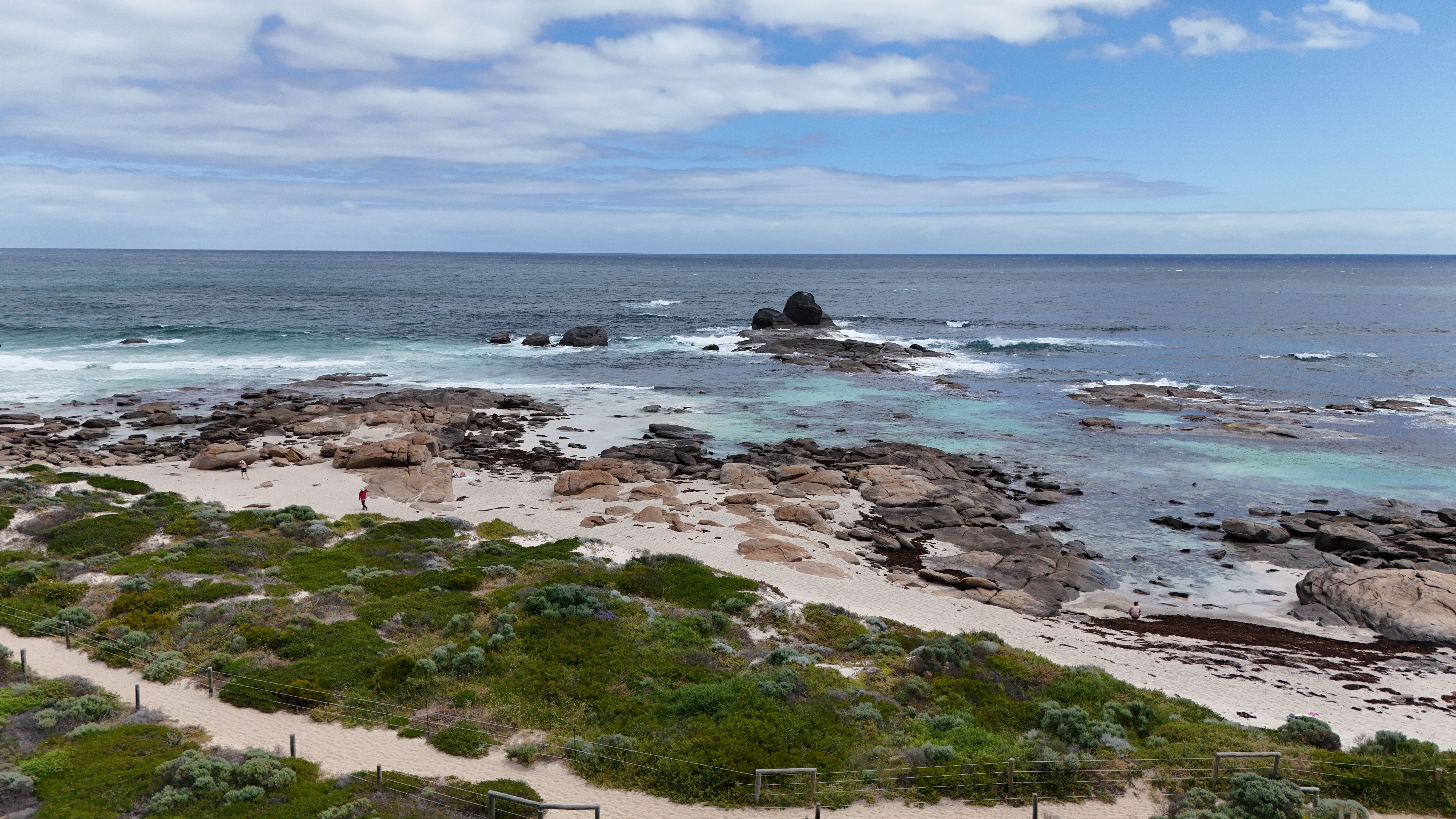 Rocky Coastline of Western Australia · Free Stock Photo