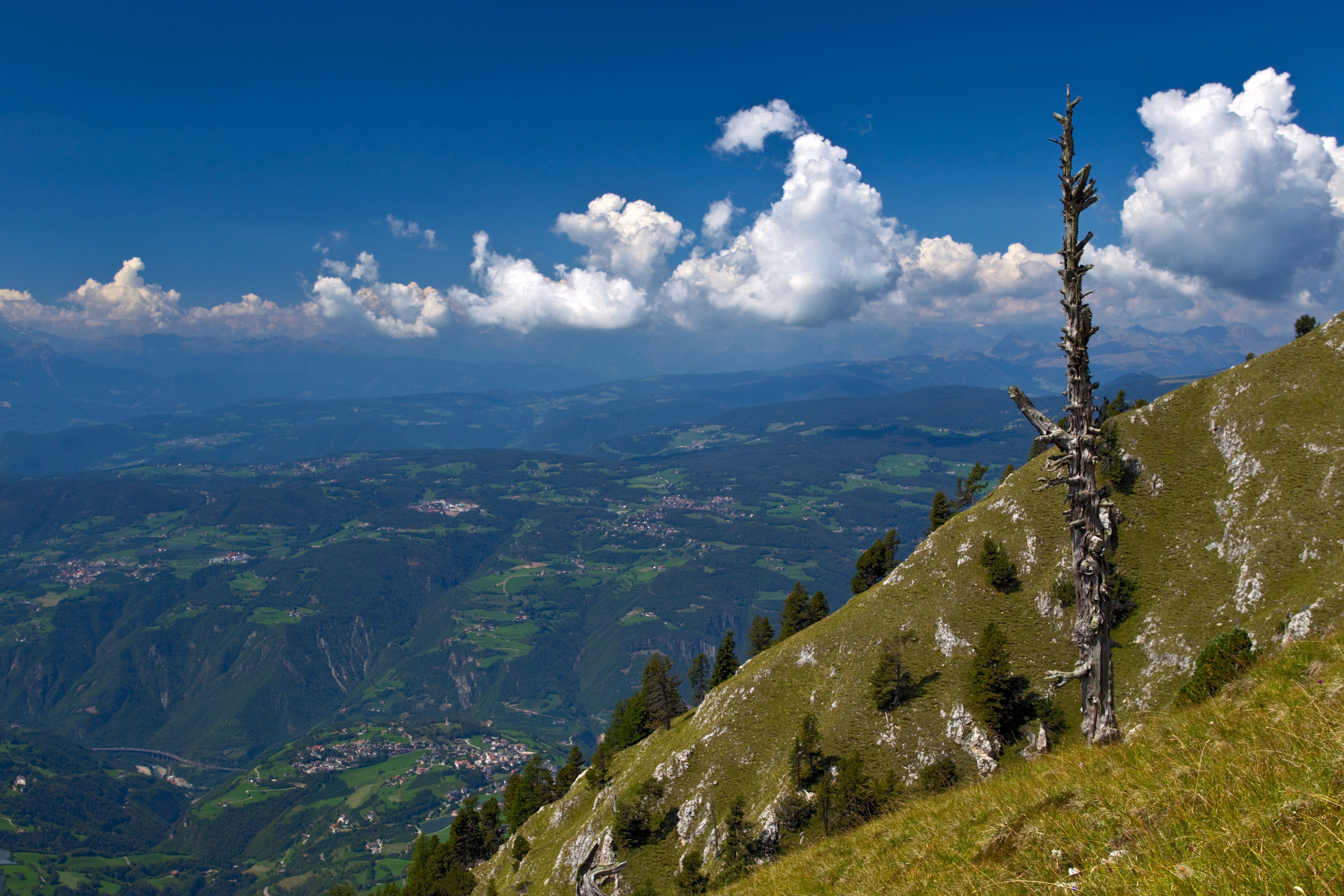 Scenic View of Italian Alps with Clear Blue Sky · Free Stock Photo