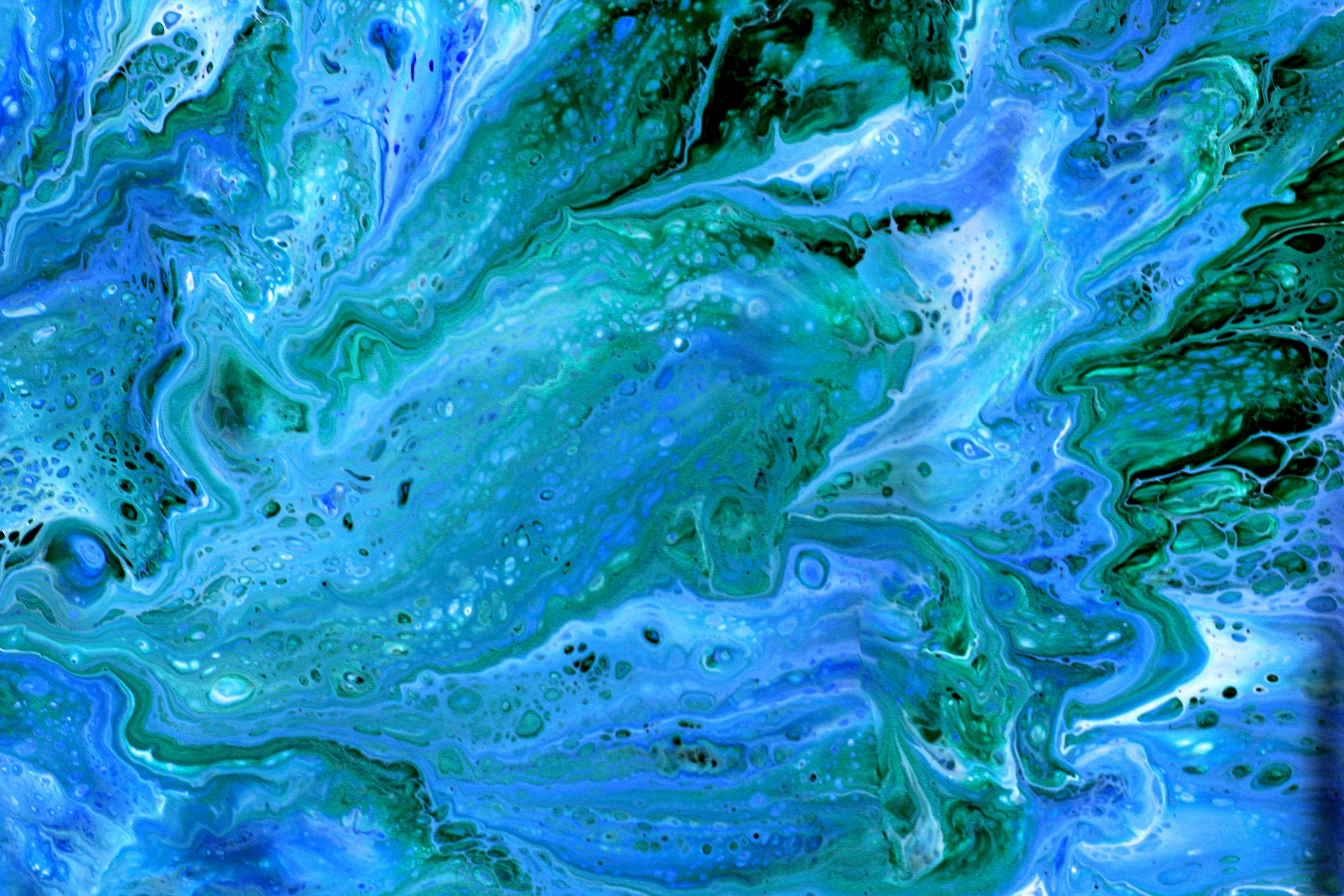 Vibrant Blue and Green Abstract Fluid Art Painting · Free Stock Photo