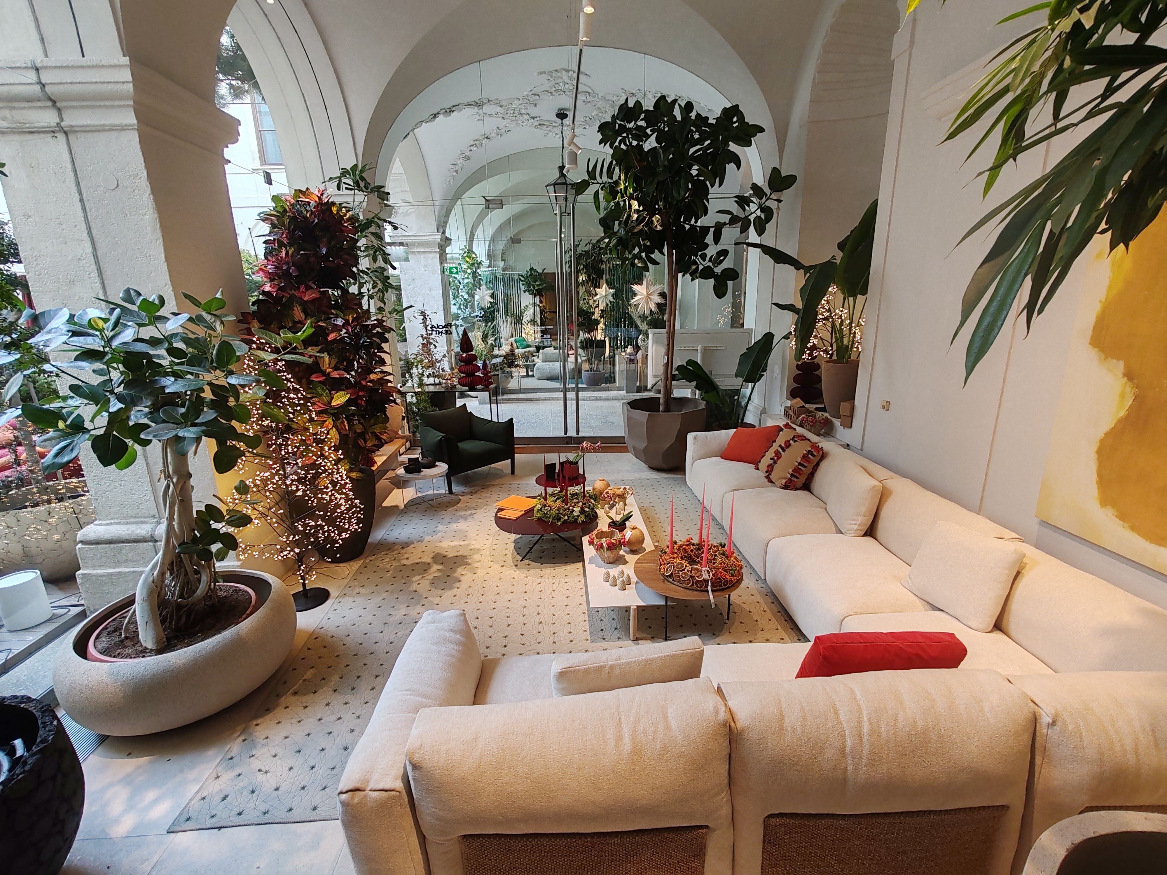 Elegant Indoor Courtyard Lounge with Decor · Free Stock Photo