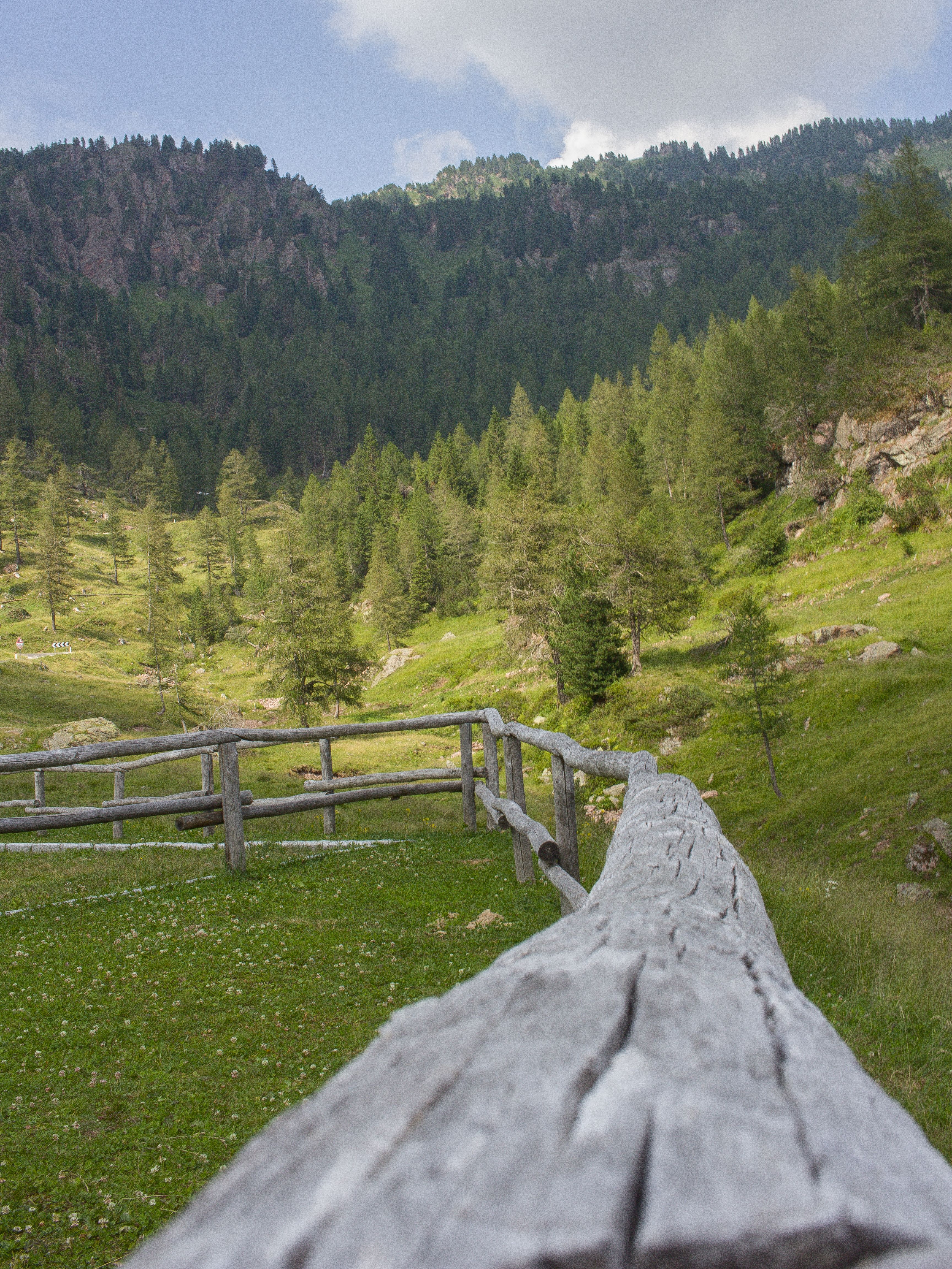 Scenic Mountain Landscape with Wooden Fence · Free Stock Photo