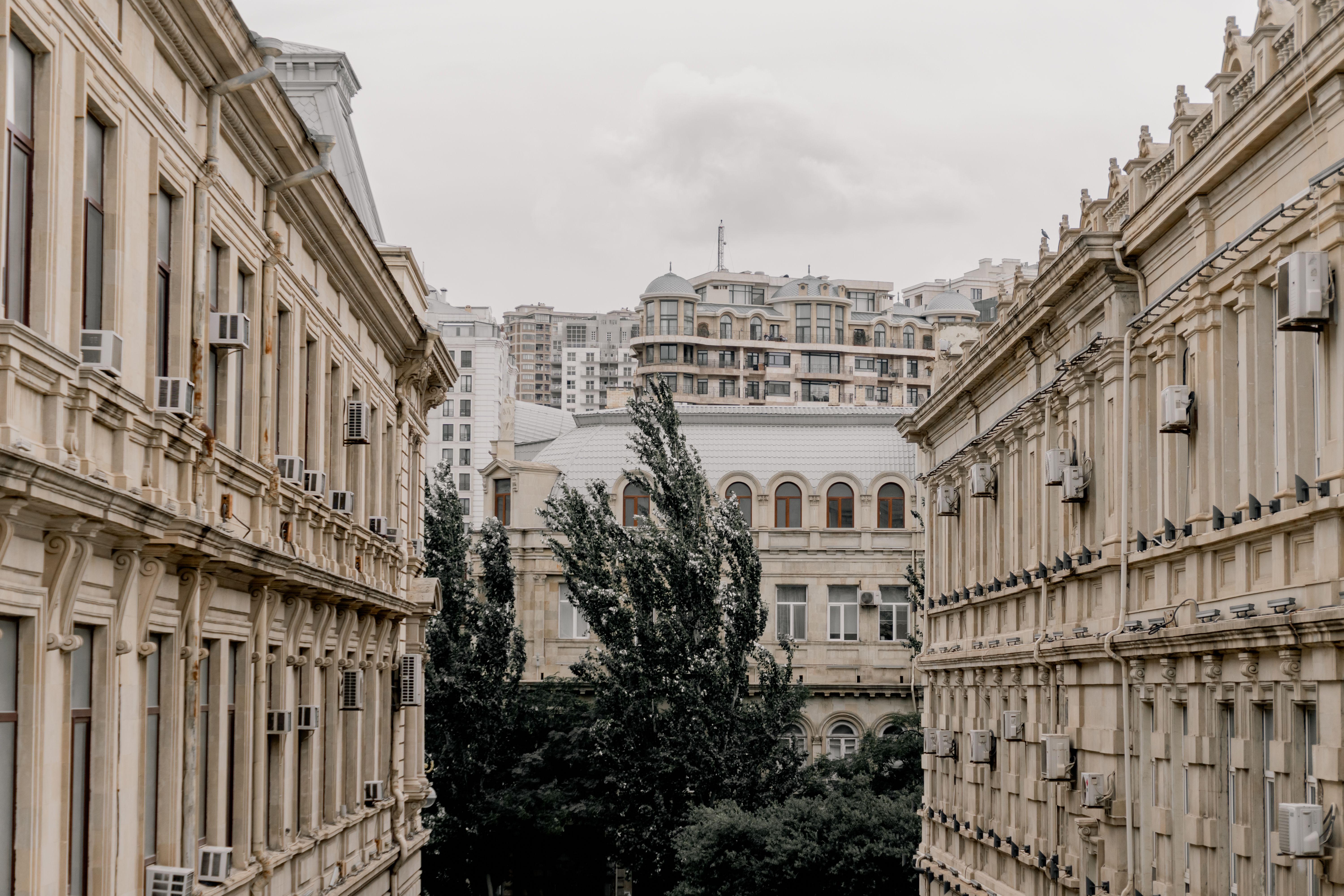 Classic Architecture in Central Baku, Azerbaijan · Free Stock Photo